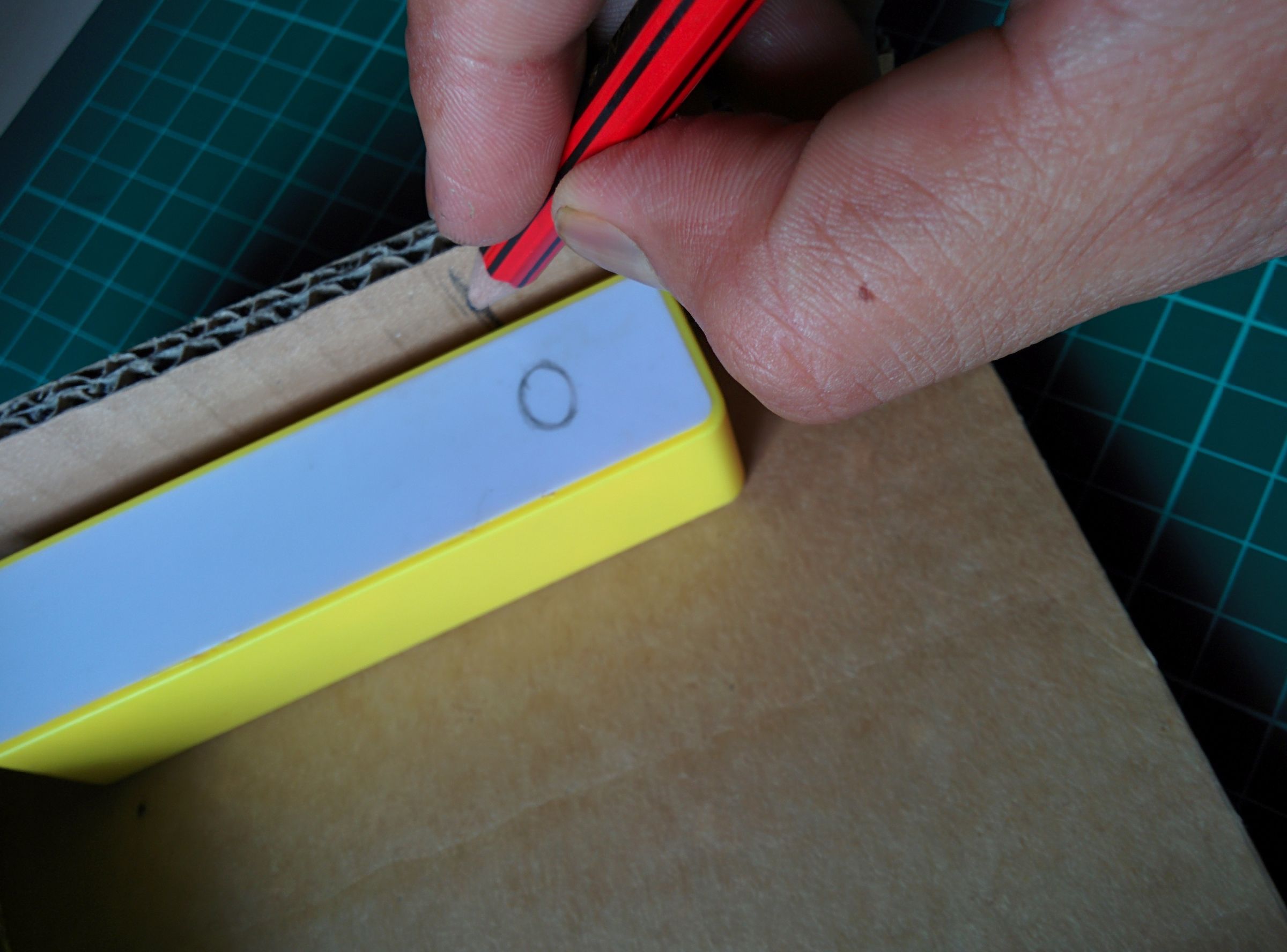 CARDBOARD SOLAR LAMP : 8 Steps (with Pictures) - Instructables