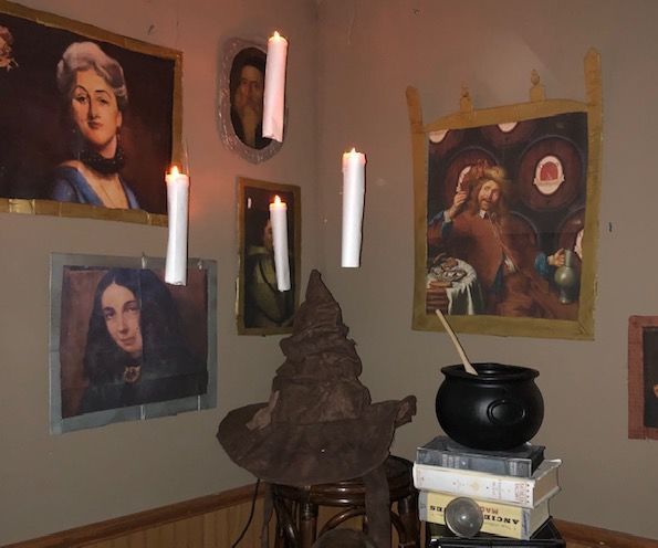 Wizarding World Portraits - Harry Potter Party Decorations : 3 Steps ...