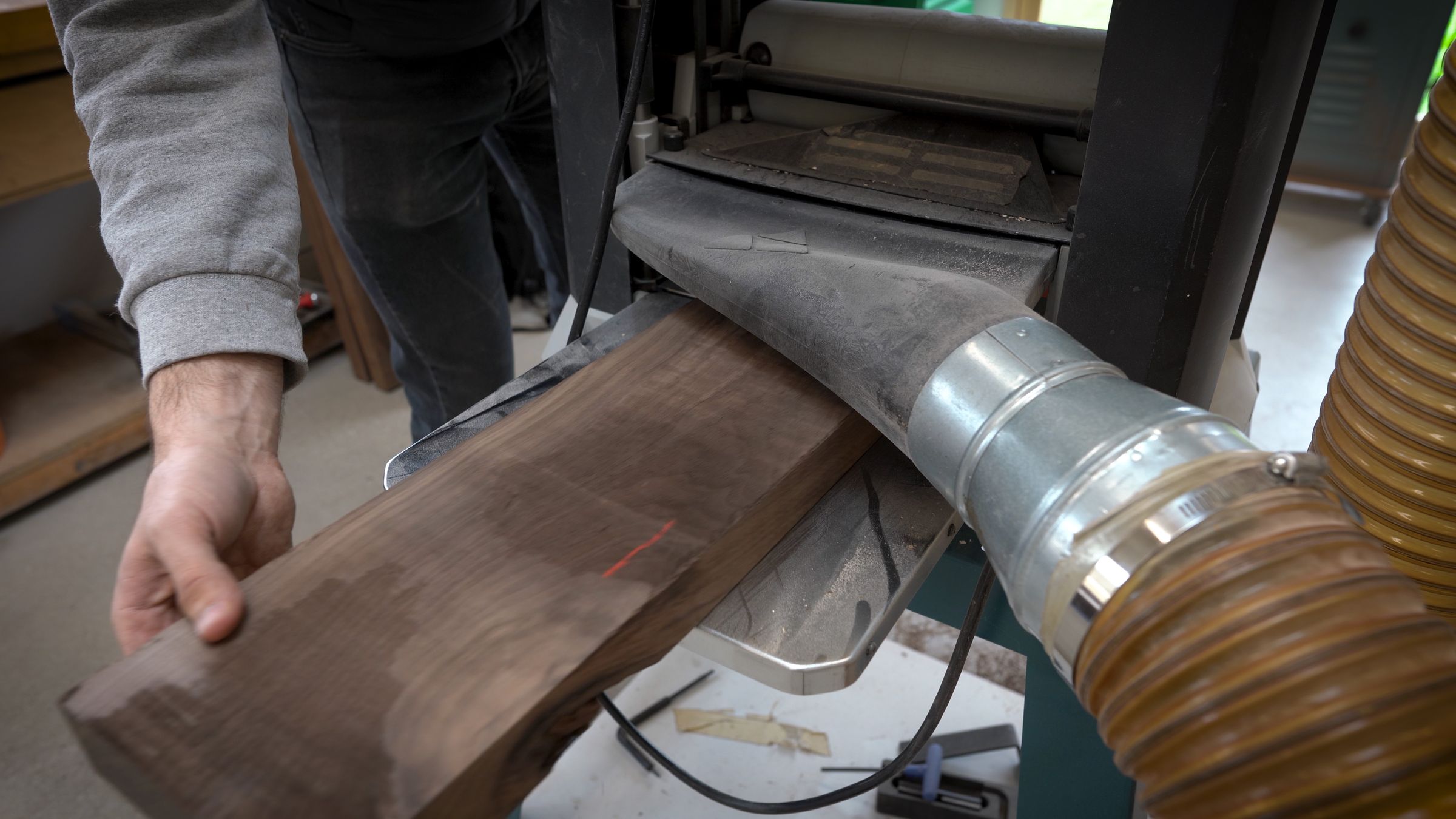 Fake Live Edge Table : 19 Steps (with Pictures) - Instructables