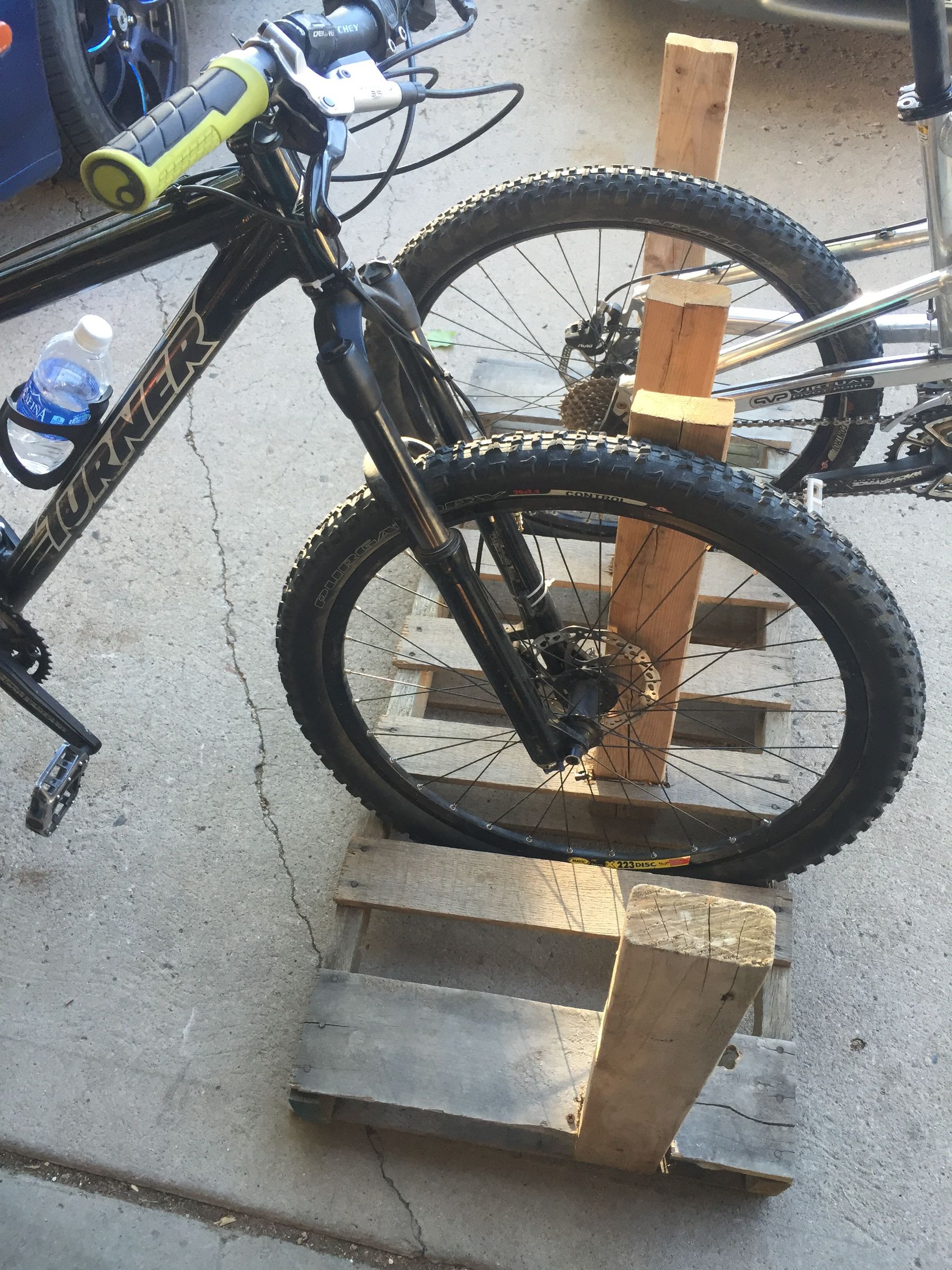 How to Make a Simple Bike Rack From a Pallet : 4 Steps - Instructables