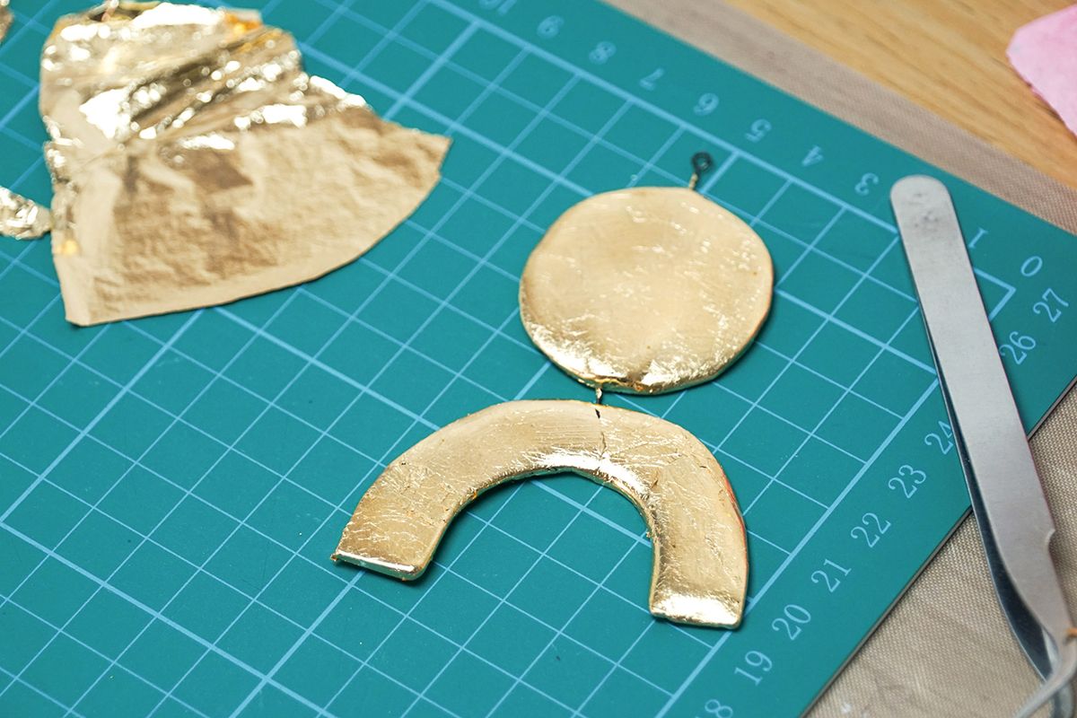 DIY Hot Glue Earrings! | Gold Leaf & Foil Fashion Jewellery : 13 Steps ...