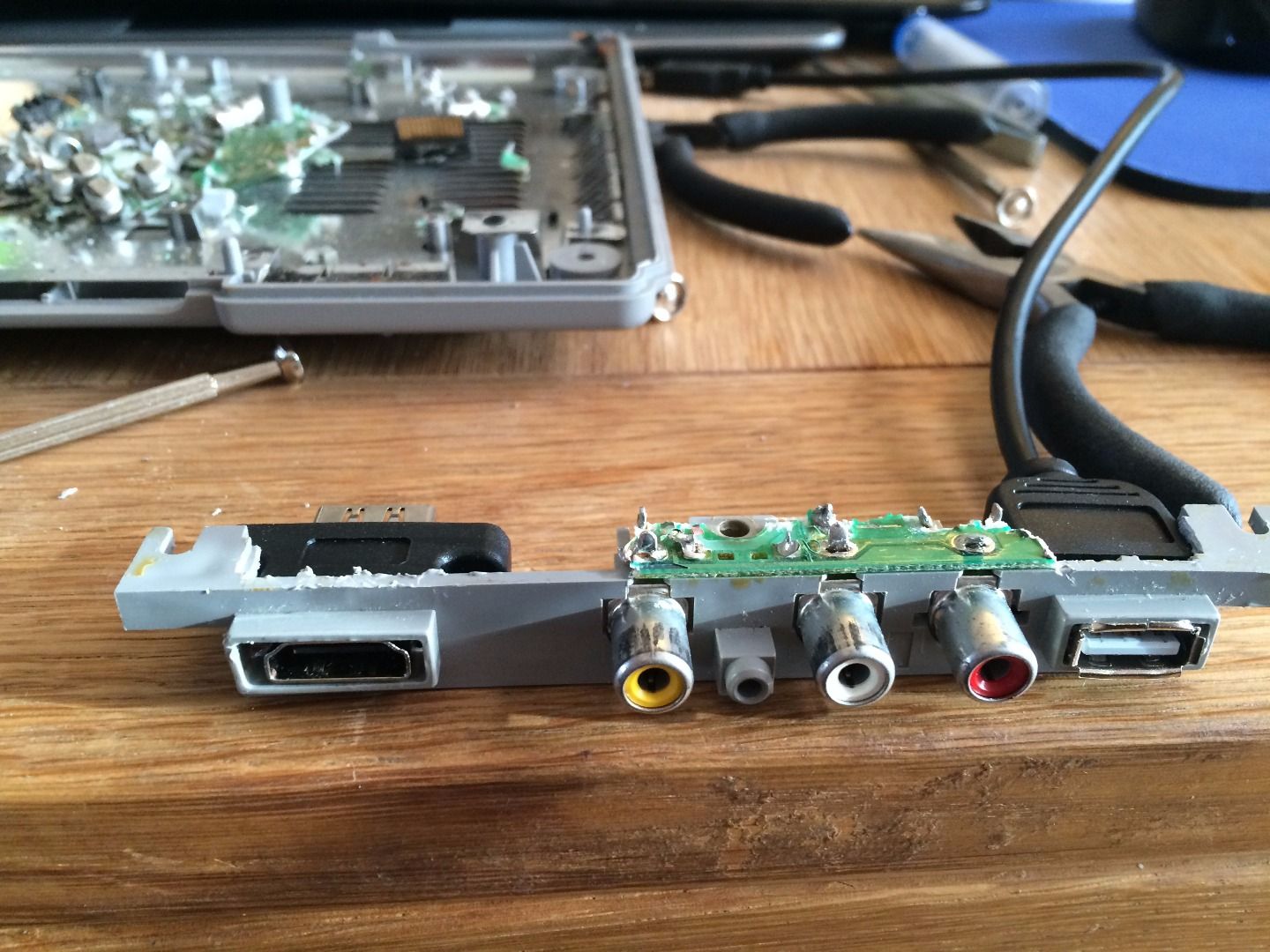 Raspberry Pi Playstation Mod : 5 Steps - Instructables