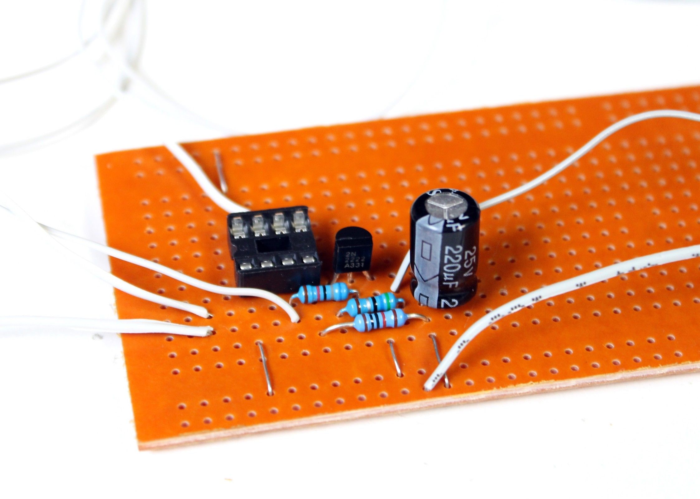 Dub Siren Synth - 555 Timers : 14 Steps (with Pictures) - Instructables