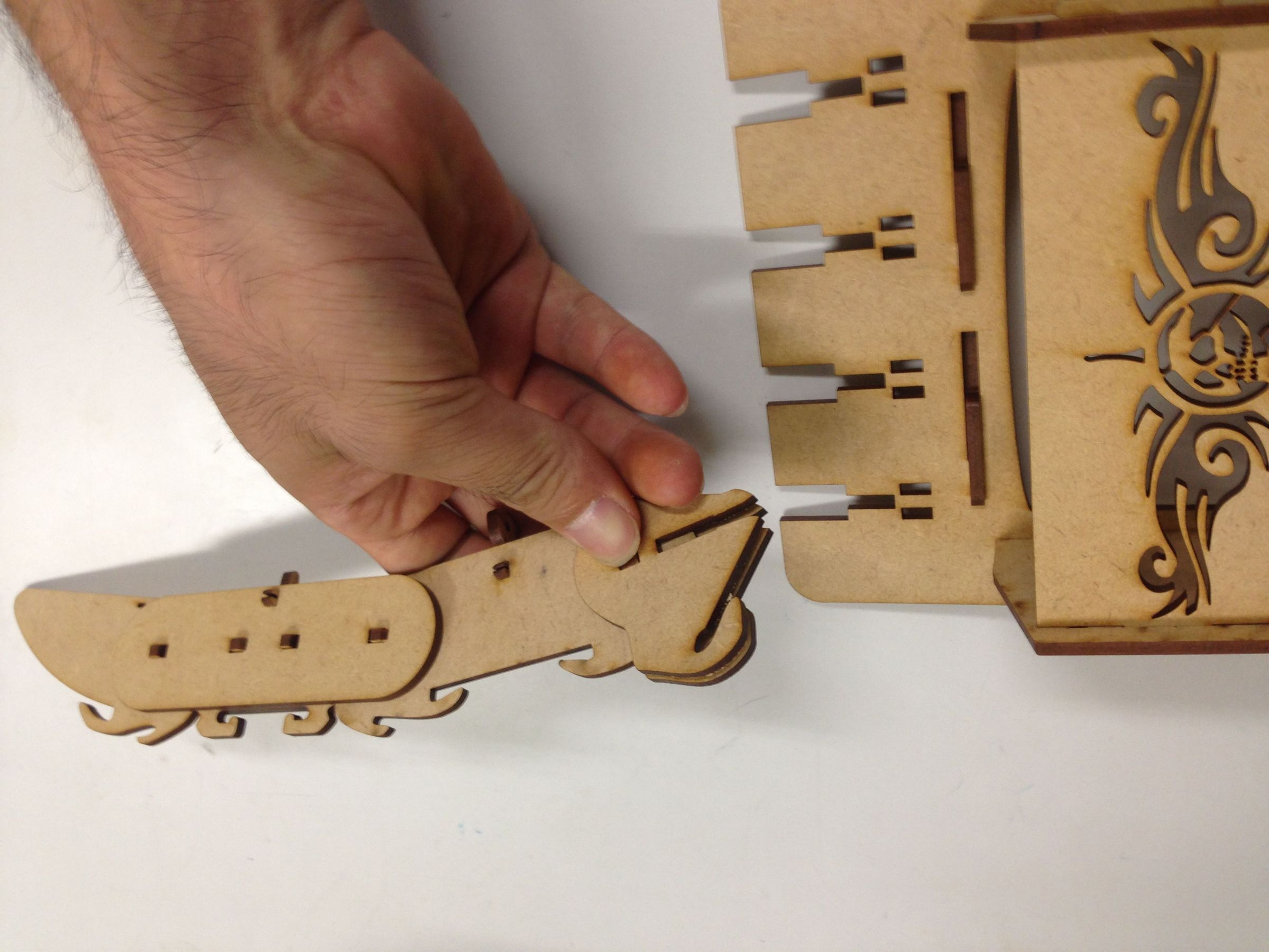 Laser-cut Mechanical Claw : 6 Steps (with Pictures) - Instructables