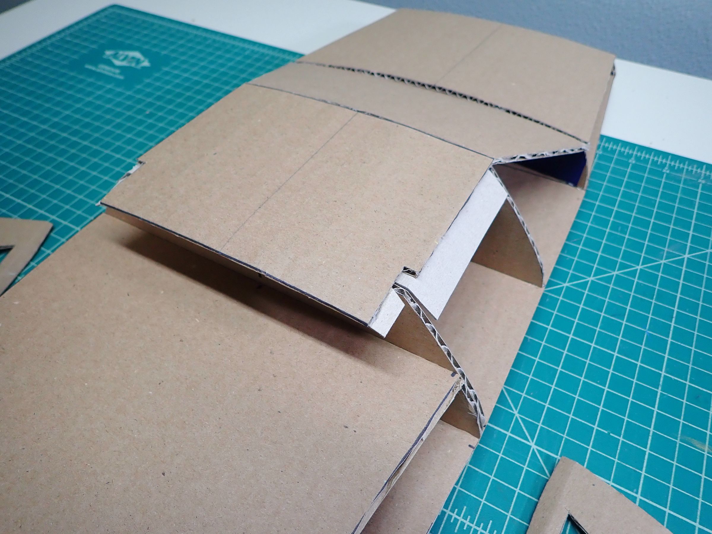 Make a Cardboard DeLorean RC Body : 16 Steps (with Pictures ...