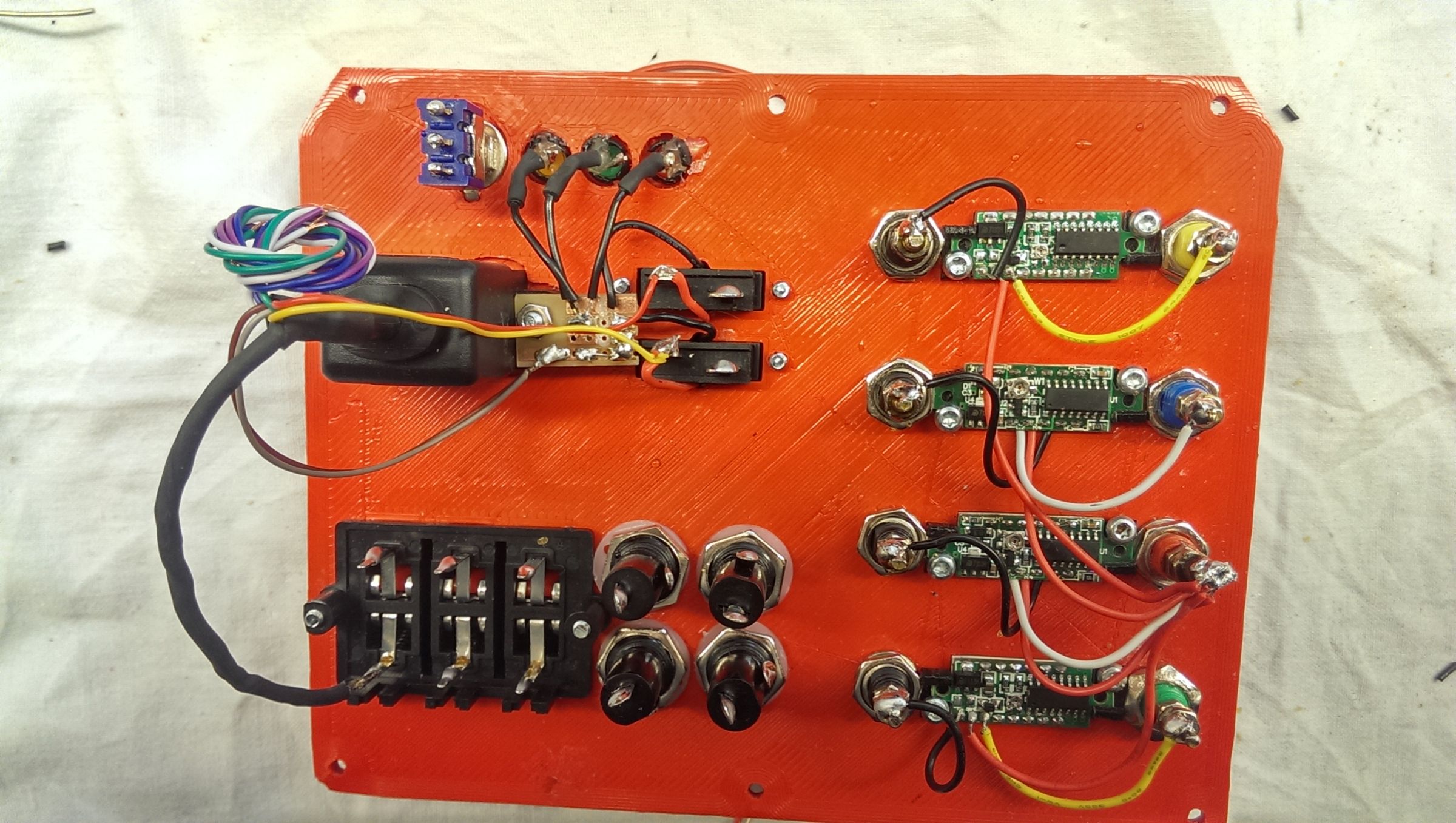 Lab ATX Powersupply : 10 Steps (with Pictures) - Instructables