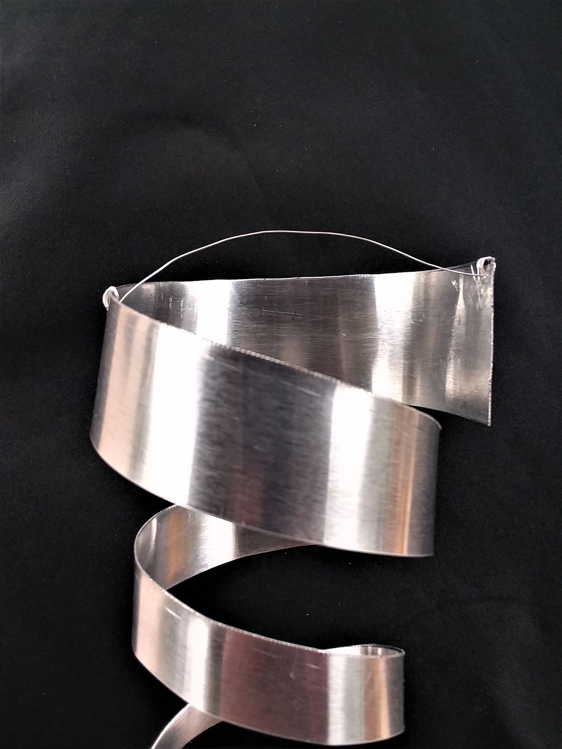 Sheet Metal Spiral Streamers : 11 Steps (with Pictures) - Instructables