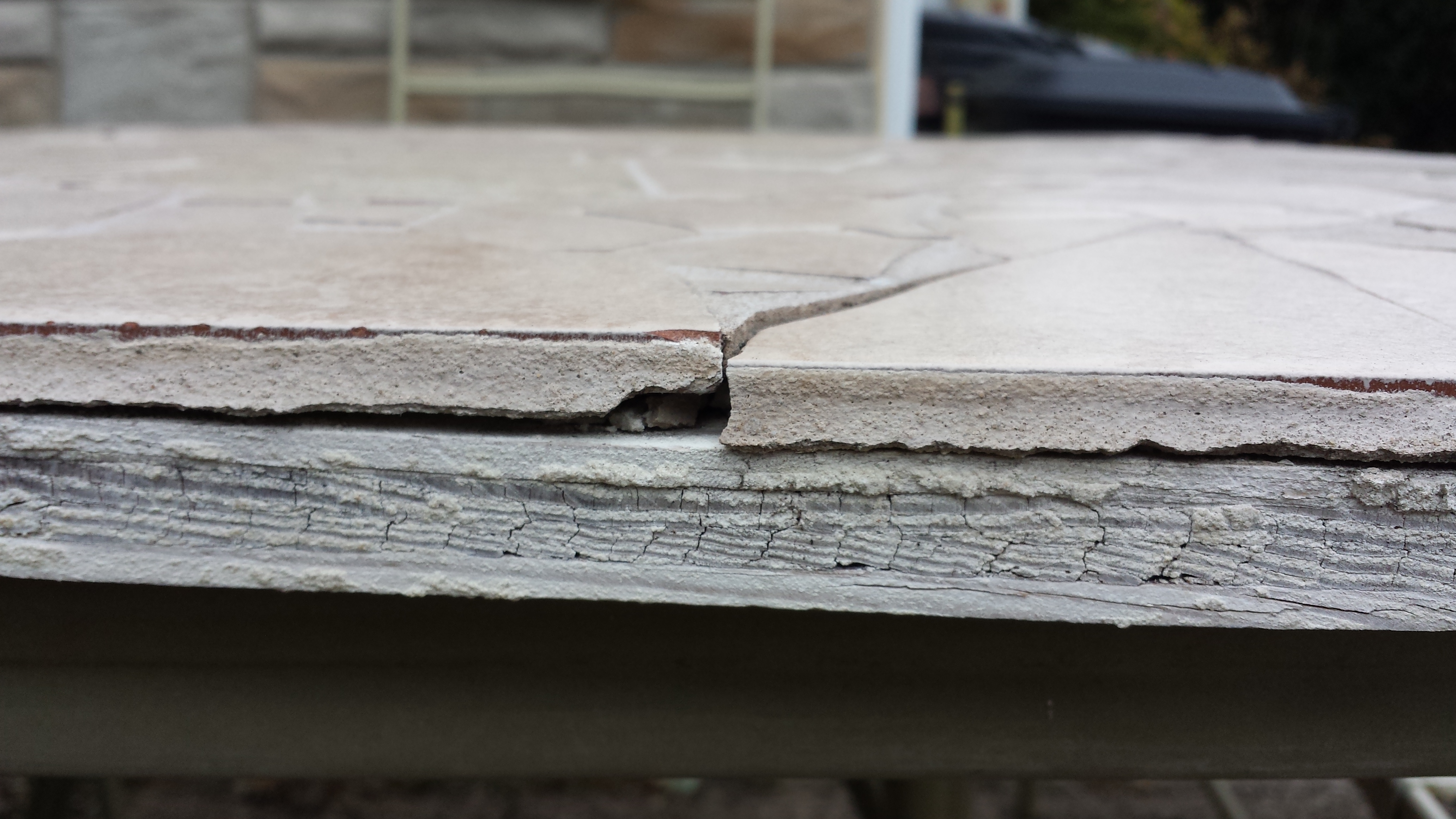 Fail! Patio Table Top Replacement : 5 Steps (with Pictures) - Instructables