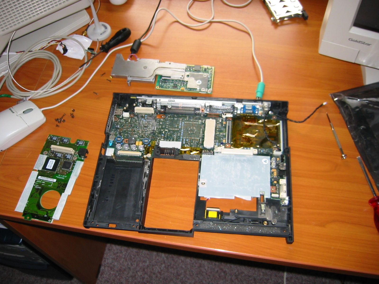 Cheap 'n Easy Digital Picture Frame : 6 Steps (with Pictures ...