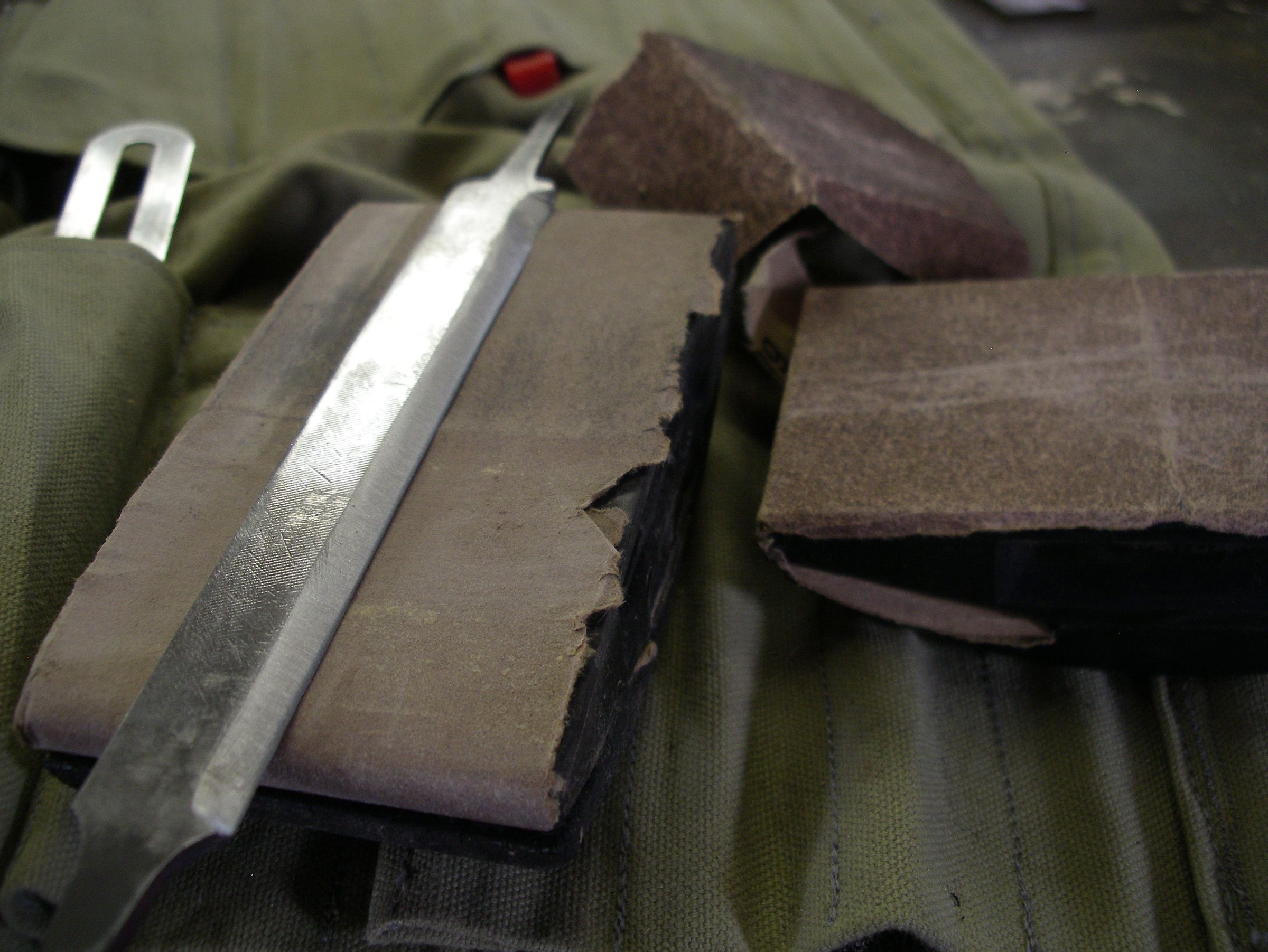 How to Make a Draw Knife : 7 Steps (with Pictures) - Instructables