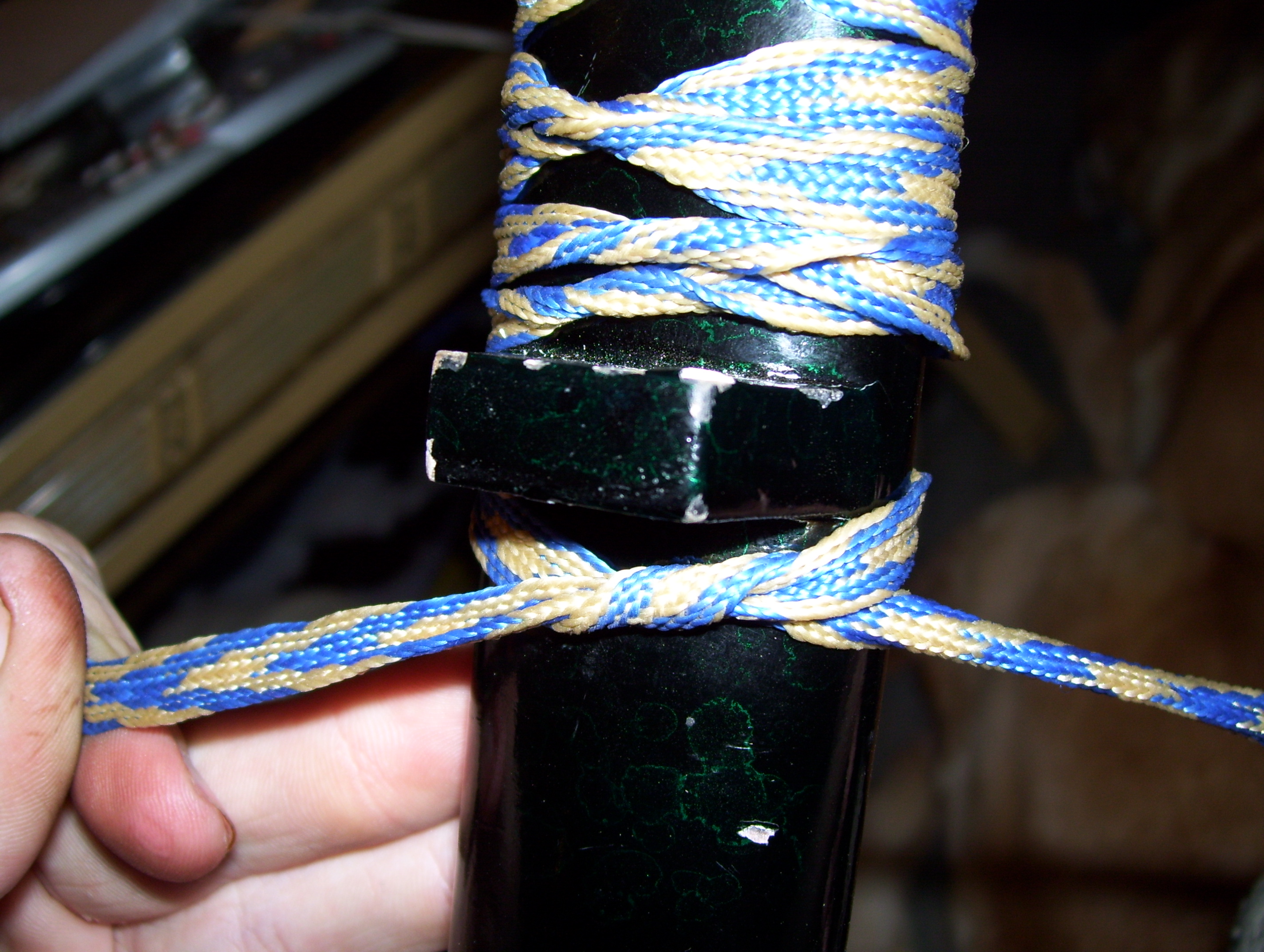 How to Wrap a Samurai Sword Handle : 7 Steps - Instructables