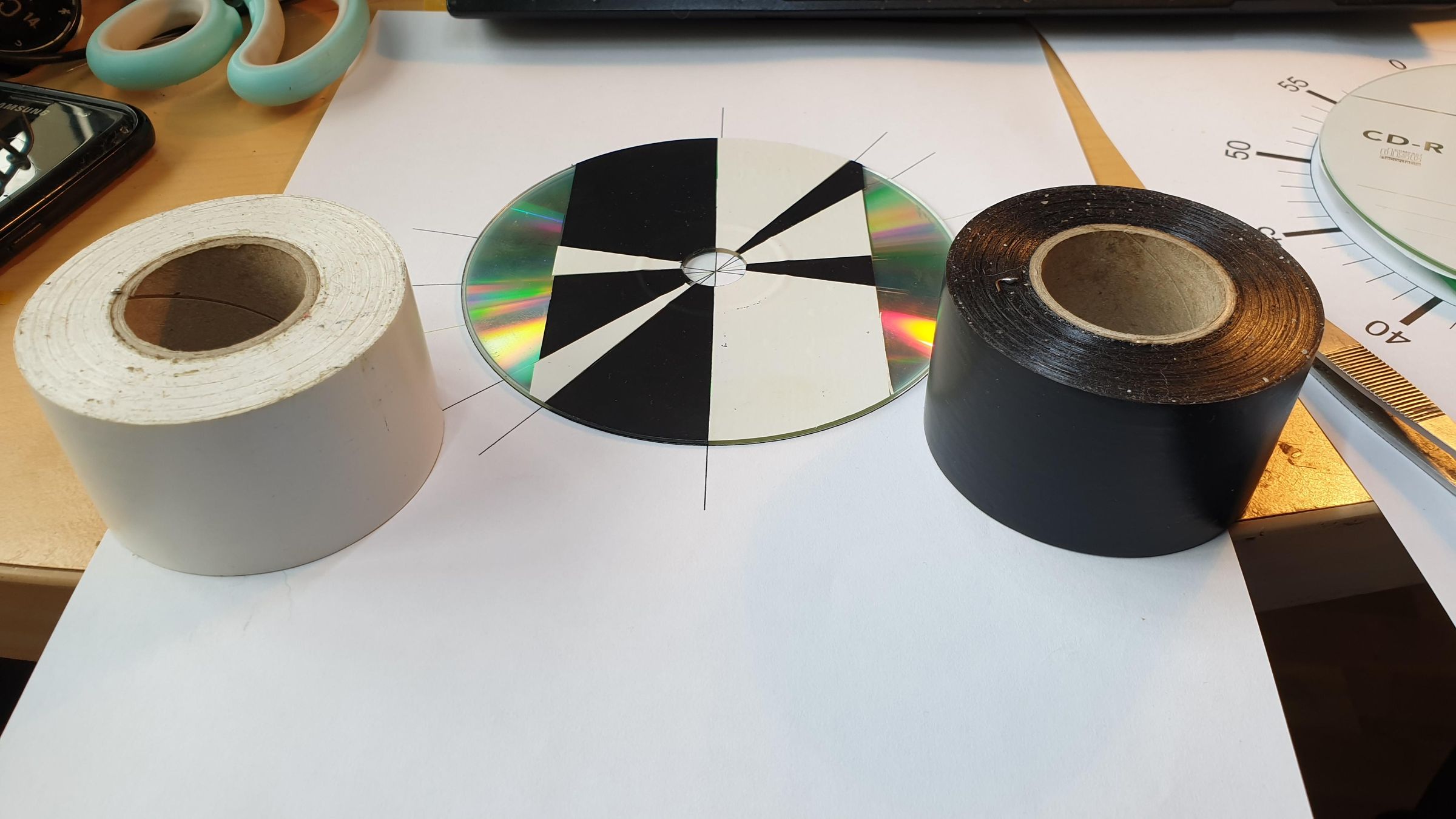 Absolute Position Encoder With Single Track Gray Code : 8 Steps (with ...