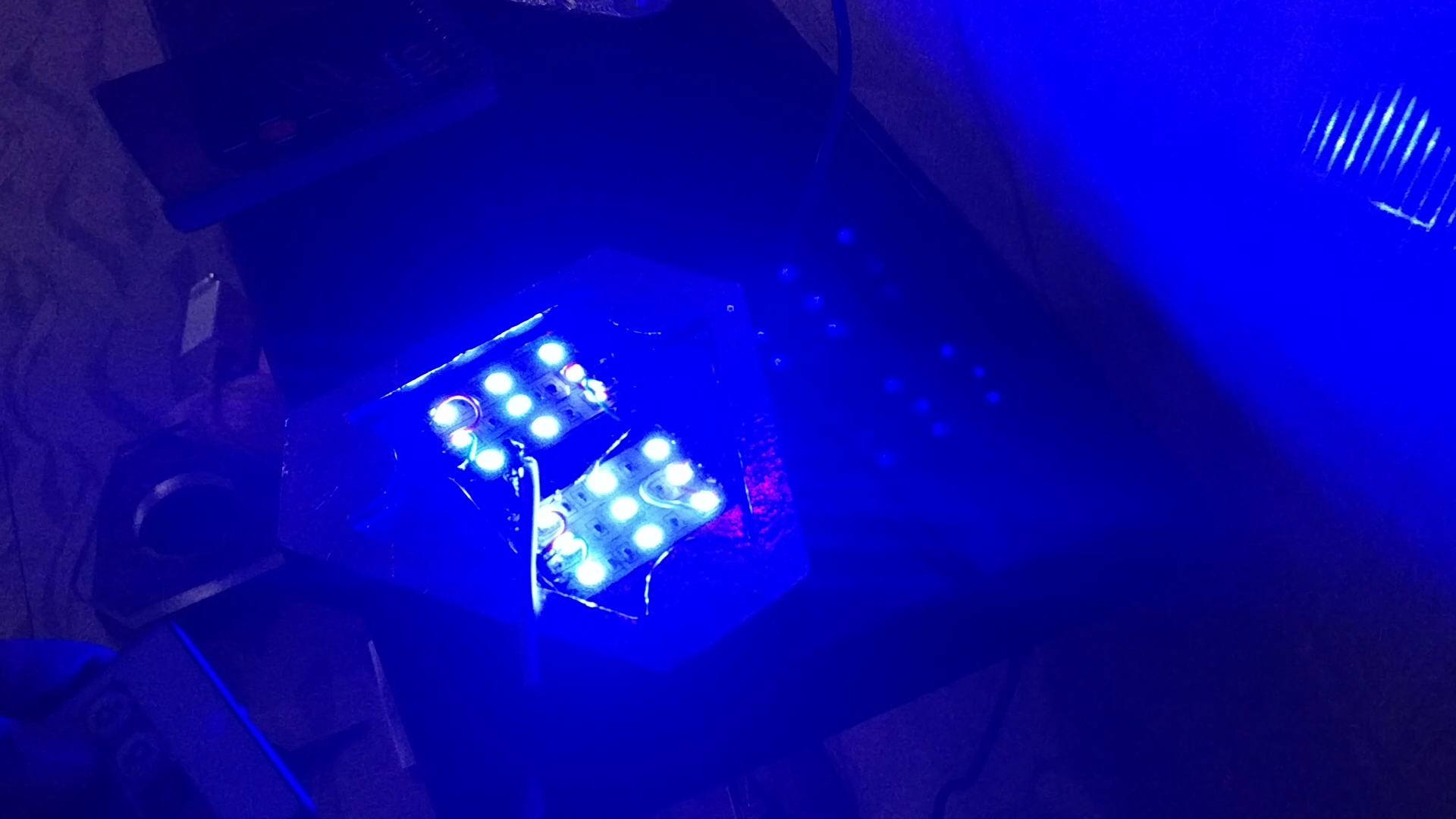 RGB Alienware Headphone Stand : 13 Steps (with Pictures) - Instructables