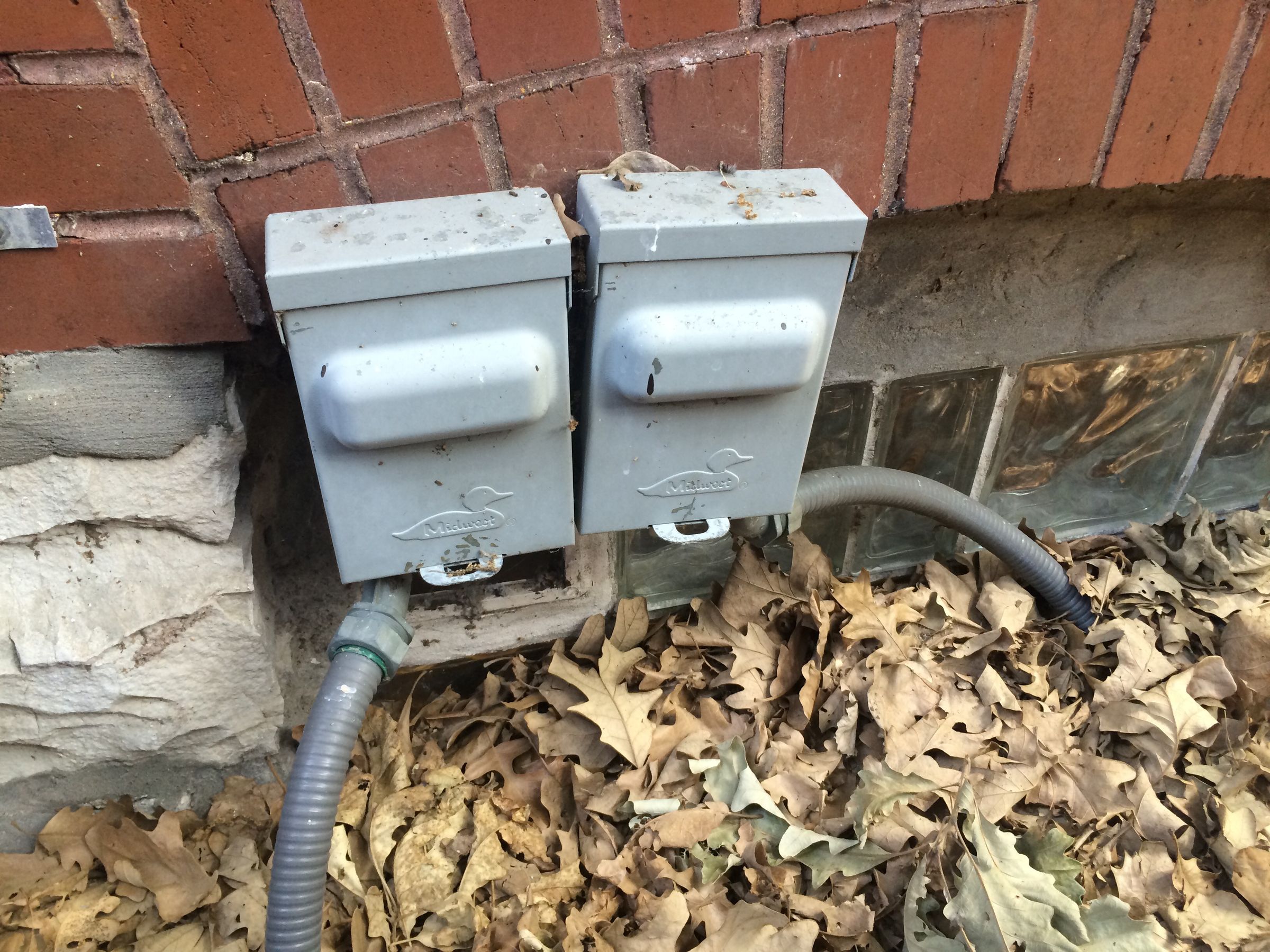 A Basic Clean for Outdoor AC Units : 6 Steps (with Pictures ...