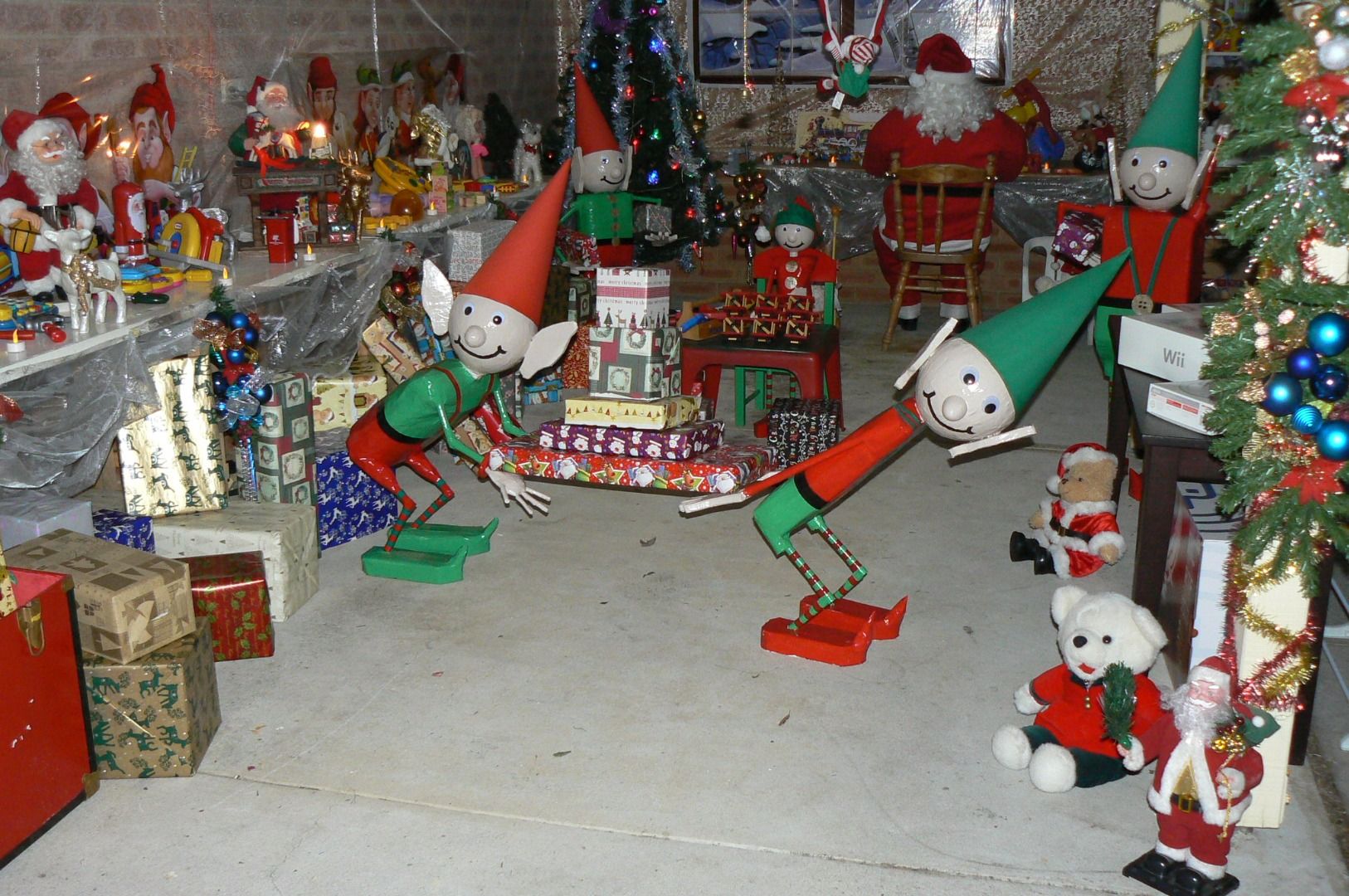 Santa's Elves Yard Display : 7 Steps (with Pictures) - Instructables