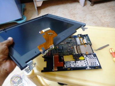 Take Apart an Old Laptop and Recover Usable Parts : 12 Steps (with ...