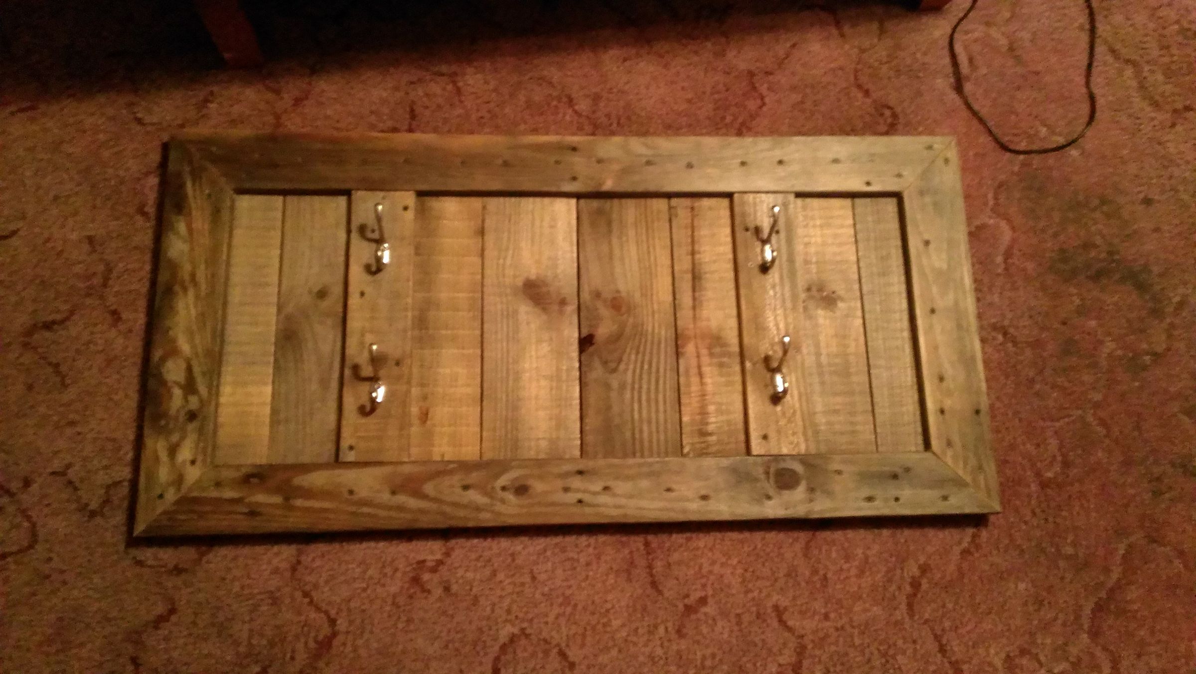Gun Rack From Reclaimed Pallet Wood : 7 Steps - Instructables