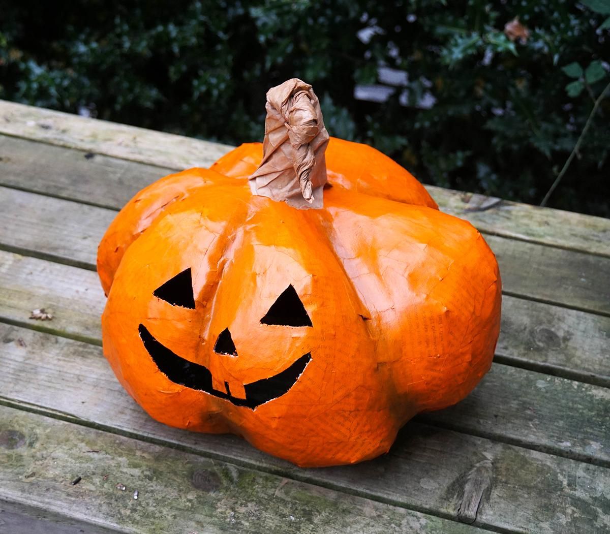 DIY Mod-Roc PUMPKIN ! | How to Make a Large Halloween Prop : 8 Steps ...
