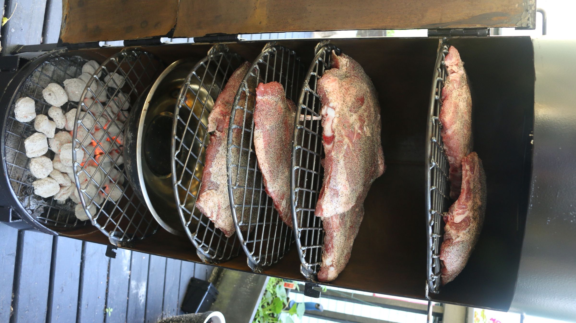 100 Lb Propane Tank Smoker Build : 10 Steps (with Pictures) - Instructables