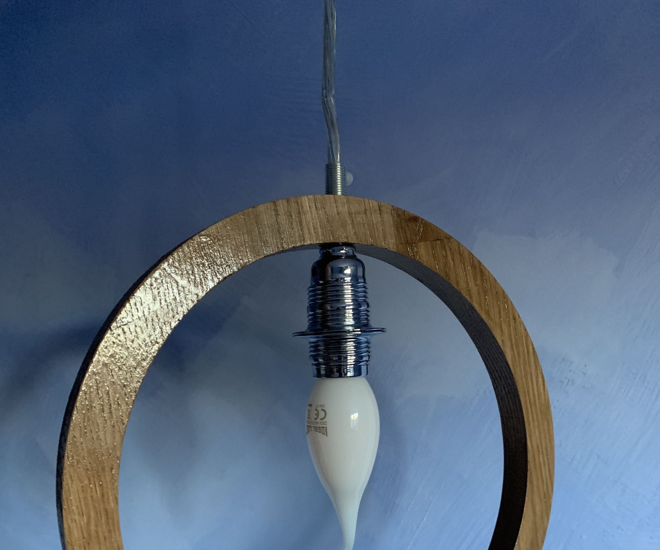 Wooden Circle Ceiling Light : 4 Steps - Instructables