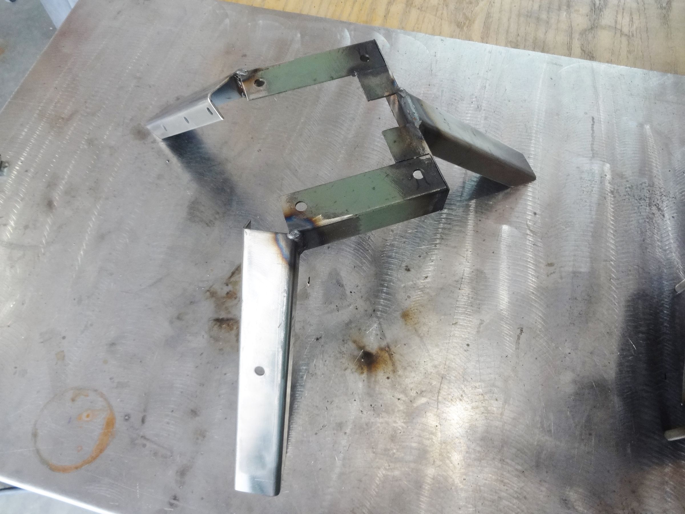 Height-Adjustable Portable Vise Stand : 22 Steps (with Pictures ...