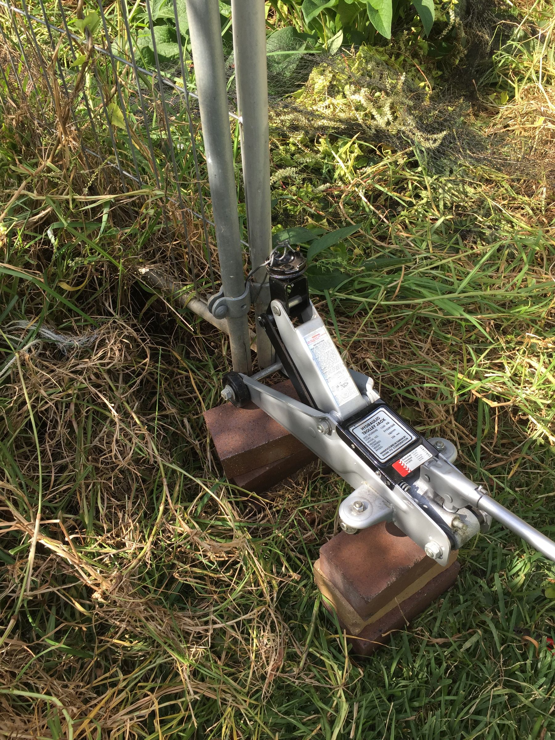 Low Effort Fence Post Removal : 4 Steps - Instructables