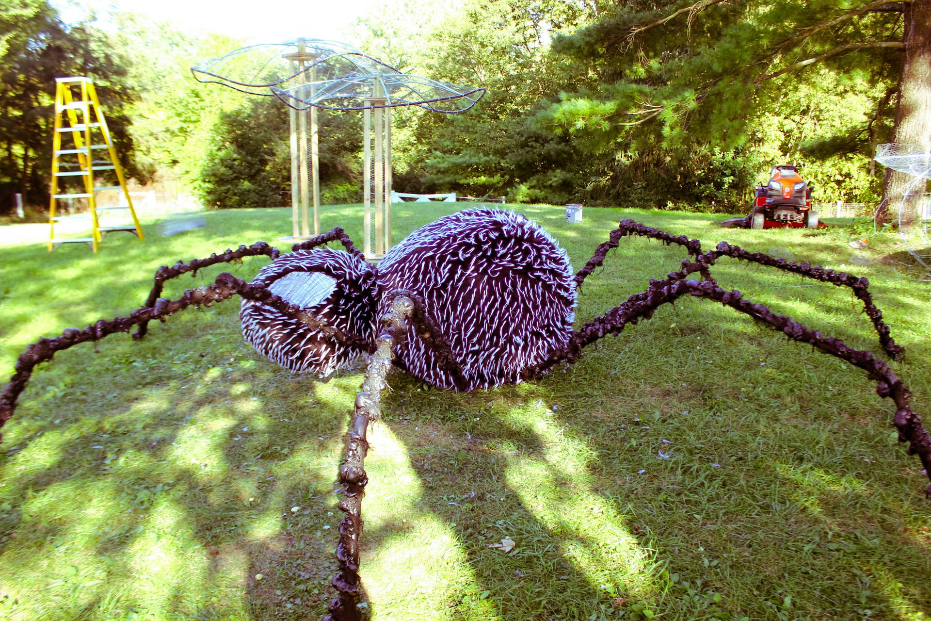 The Build of a Giant Spider : 7 Steps (with Pictures) - Instructables