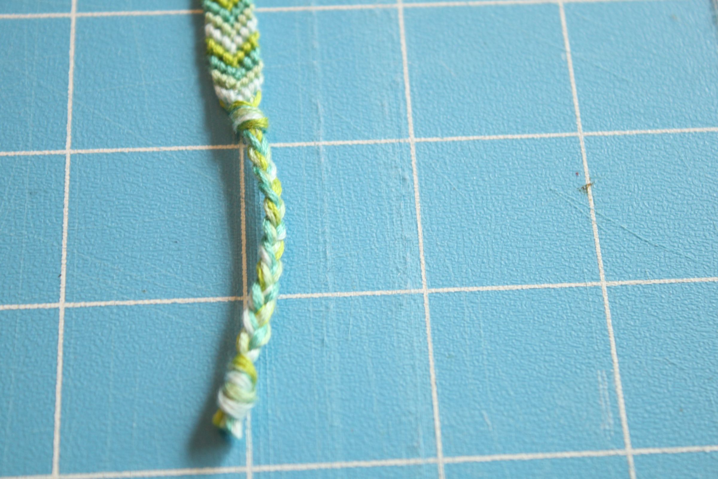 Chevron Friendship Bracelet Tutorial : 8 Steps (with Pictures ...