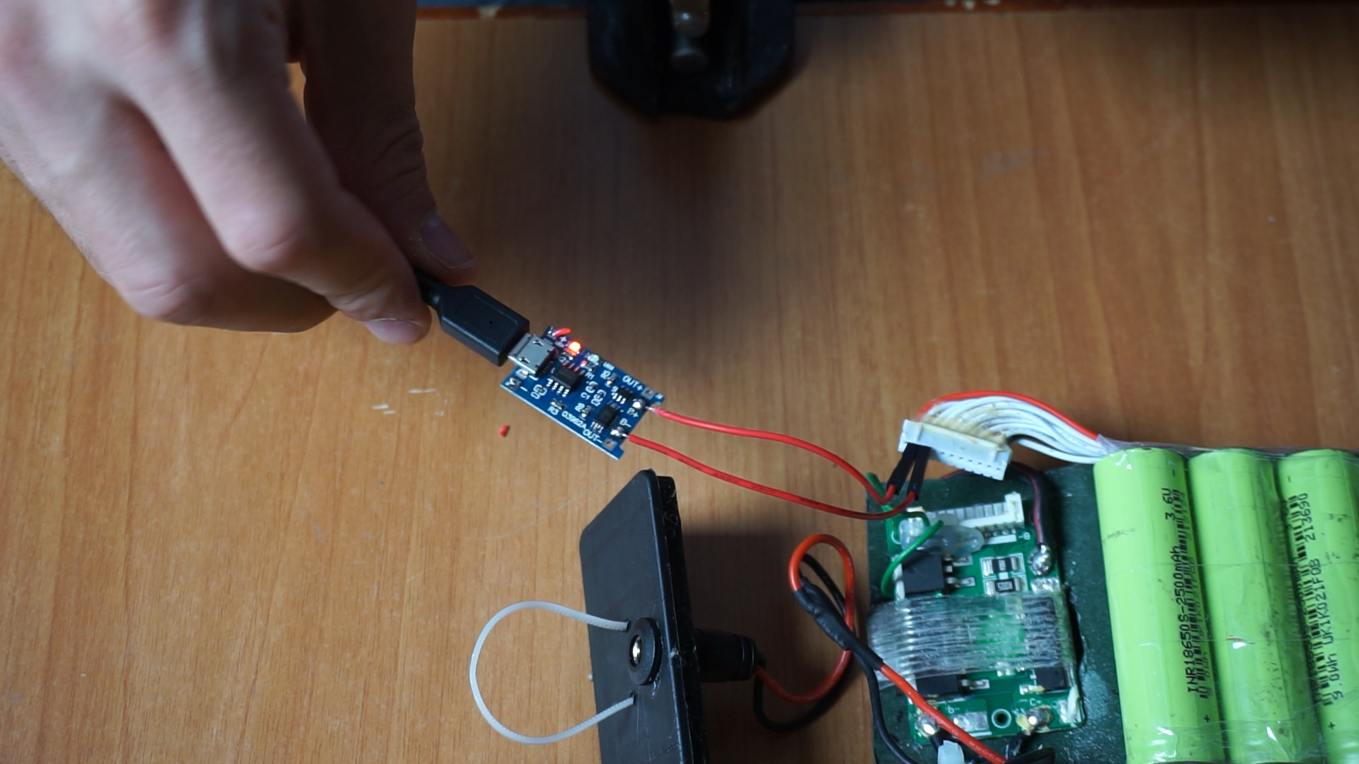 How to Balance a Battery Pack With USB or the Traditional Method ...