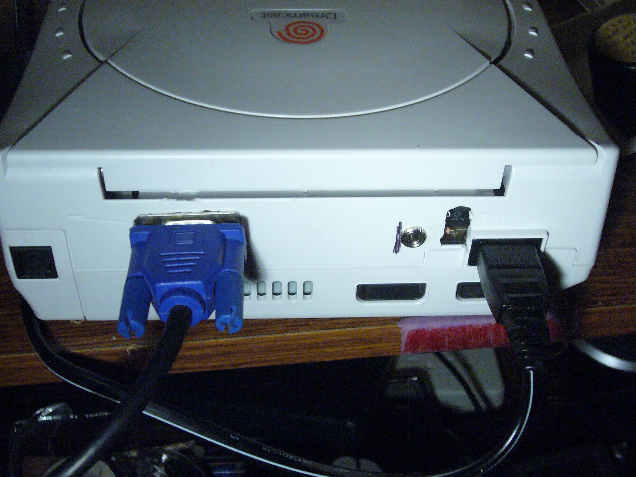 Sega Dreamcast VGA Mod : 10 Steps - Instructables