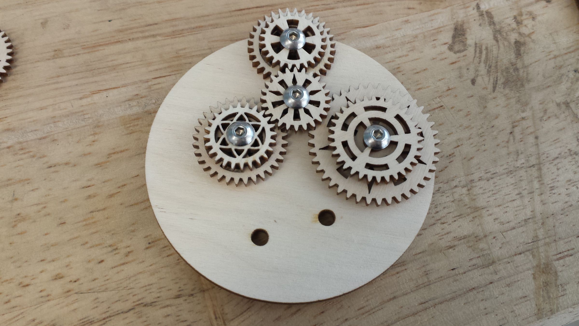 Wooden Gear Trains : 17 Steps (with Pictures) - Instructables