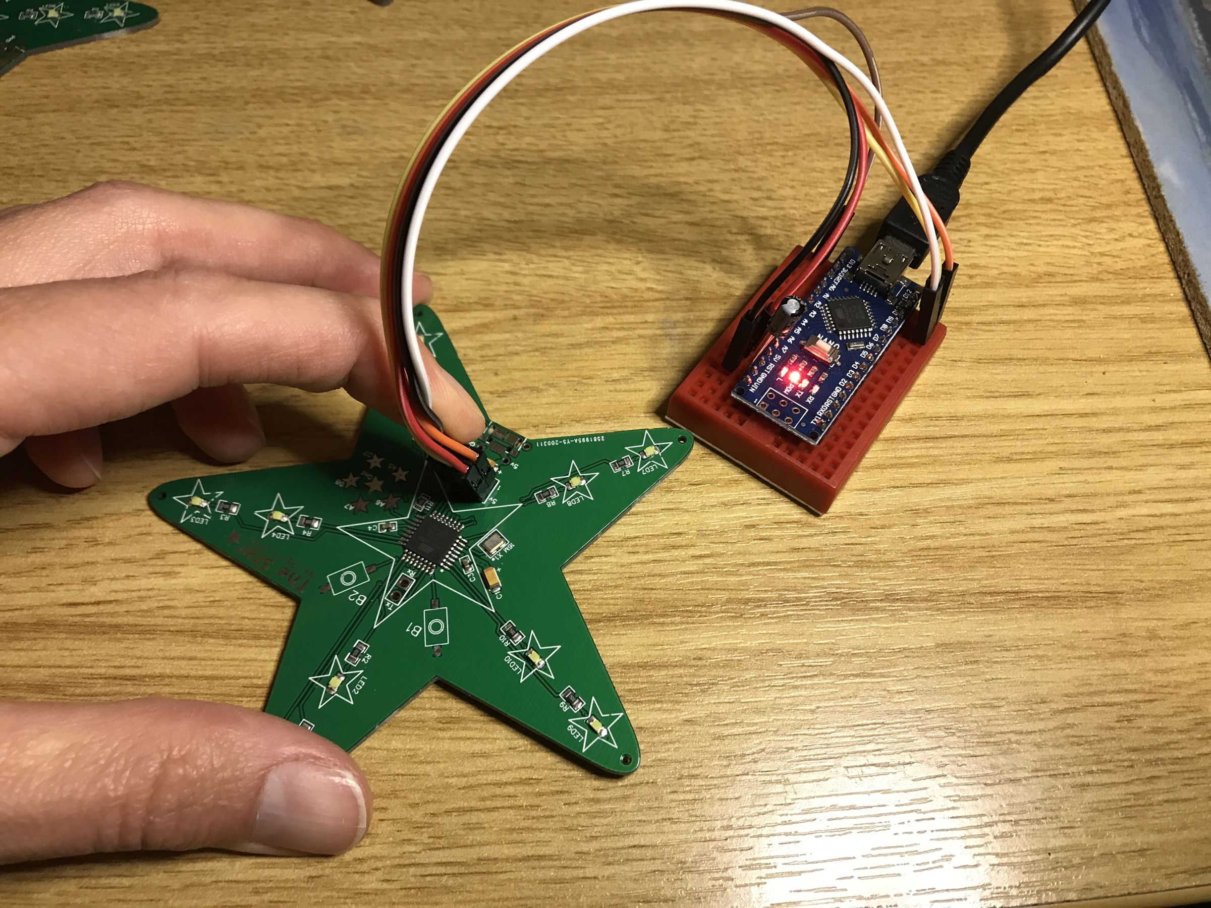 Learn How to Design a Custom Shaped PCB With EasyEDA Online Tools : 12 ...