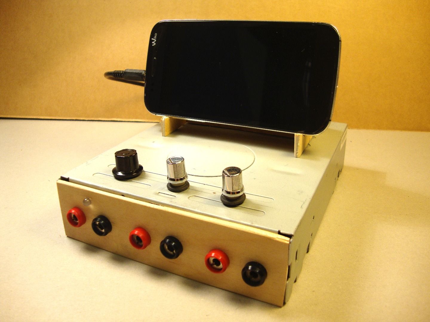 OscilloPhone: Use Your Smartphone As an Oscilloscope / Signal Generator ...