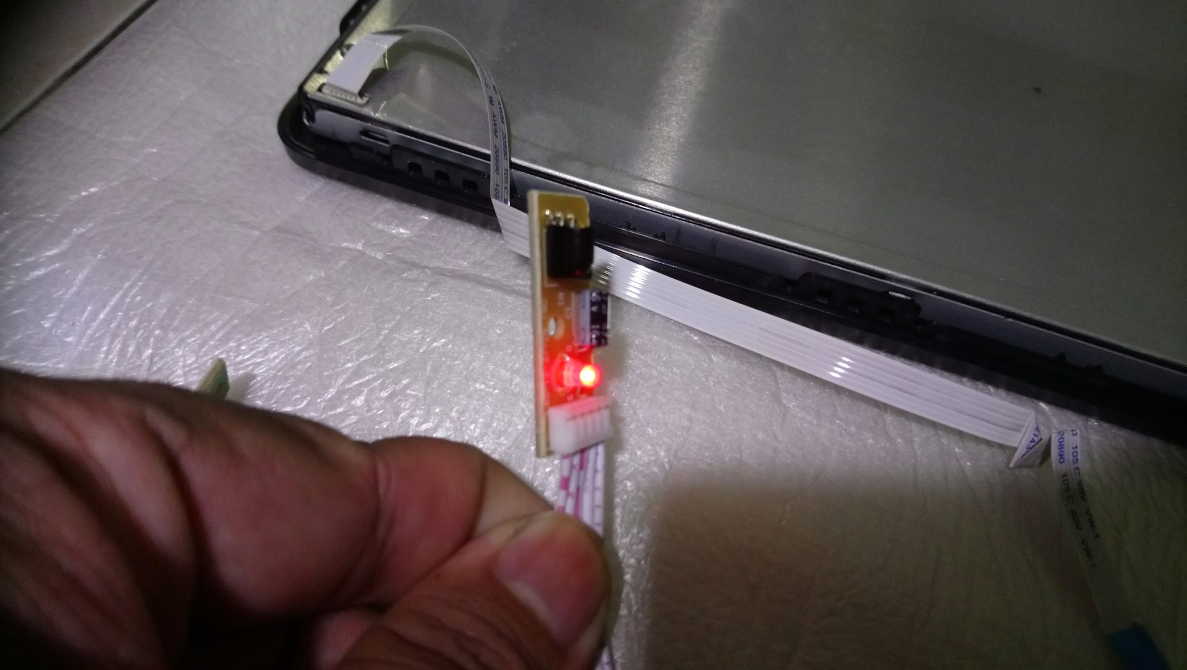 Monitor to TV Conversion : 5 Steps - Instructables