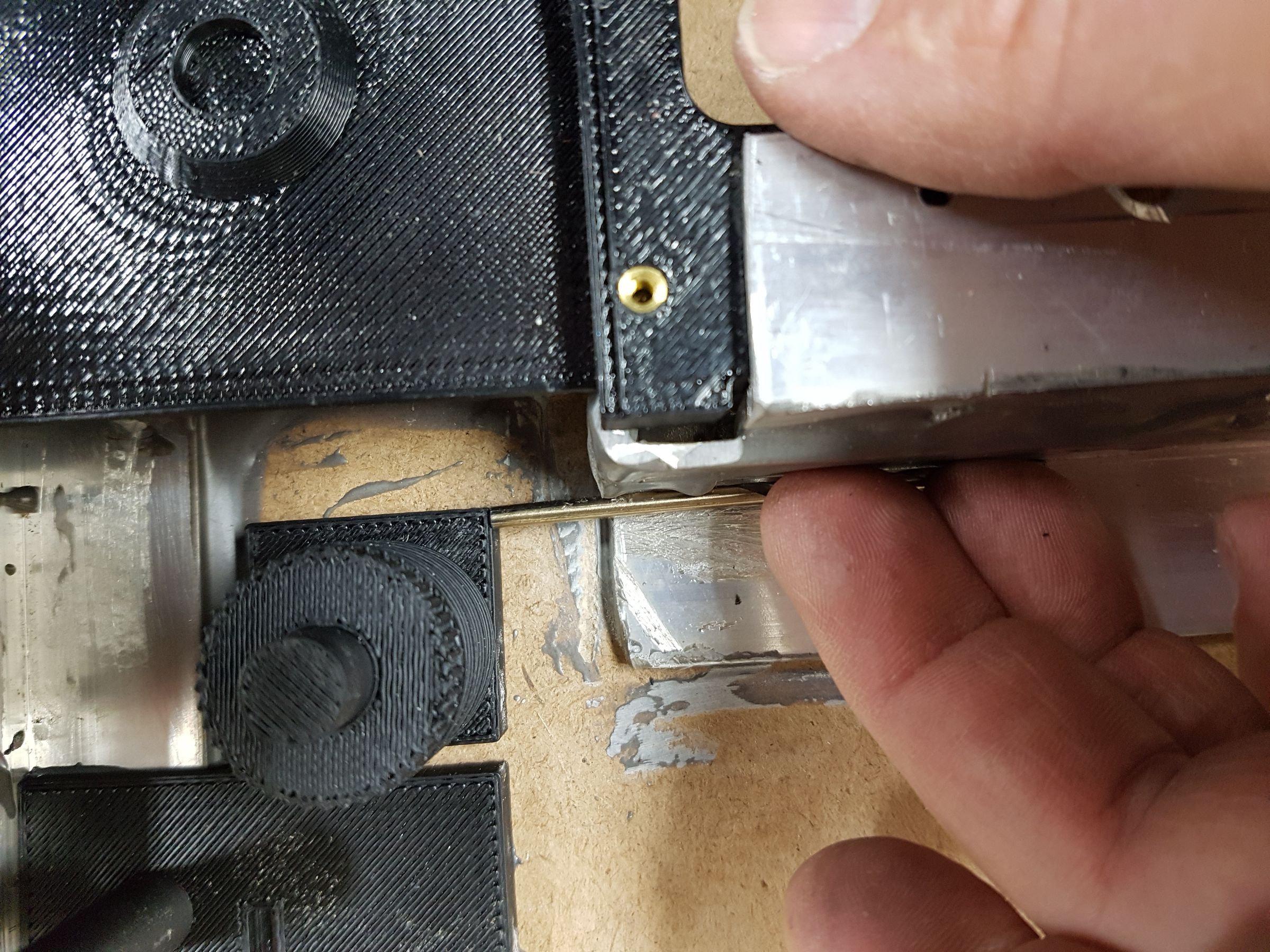 Giant Etch a Sketch : 14 Steps (with Pictures) - Instructables