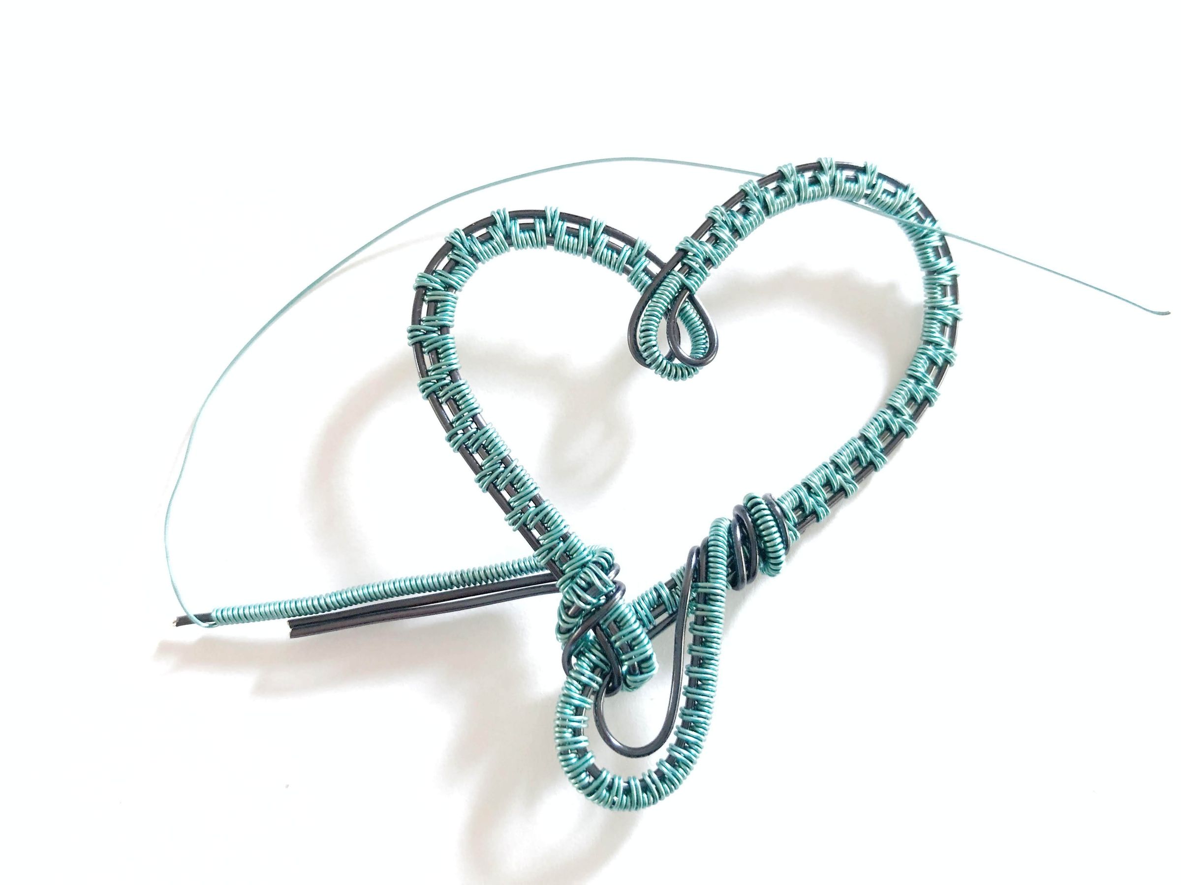 Woven Wire Hearts : 17 Steps (with Pictures) - Instructables