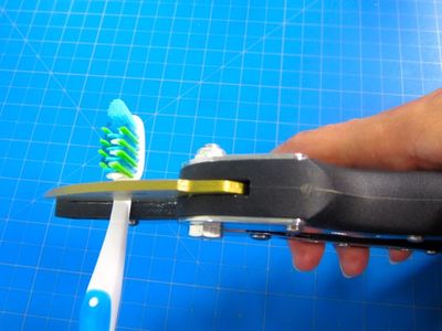 Bristlebot : 9 Steps - Instructables