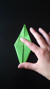 Origami Calyx for an Origami Rose : 9 Steps - Instructables