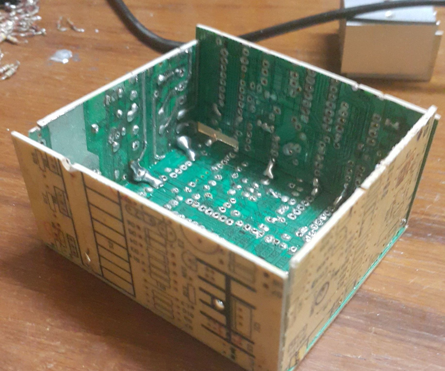 PCB Box : 3 Steps - Instructables