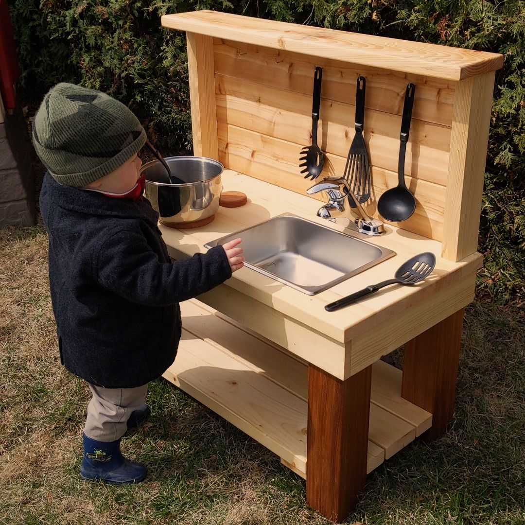 Scrap Wood Mud Kitchen : 22 Steps (with Pictures) - Instructables