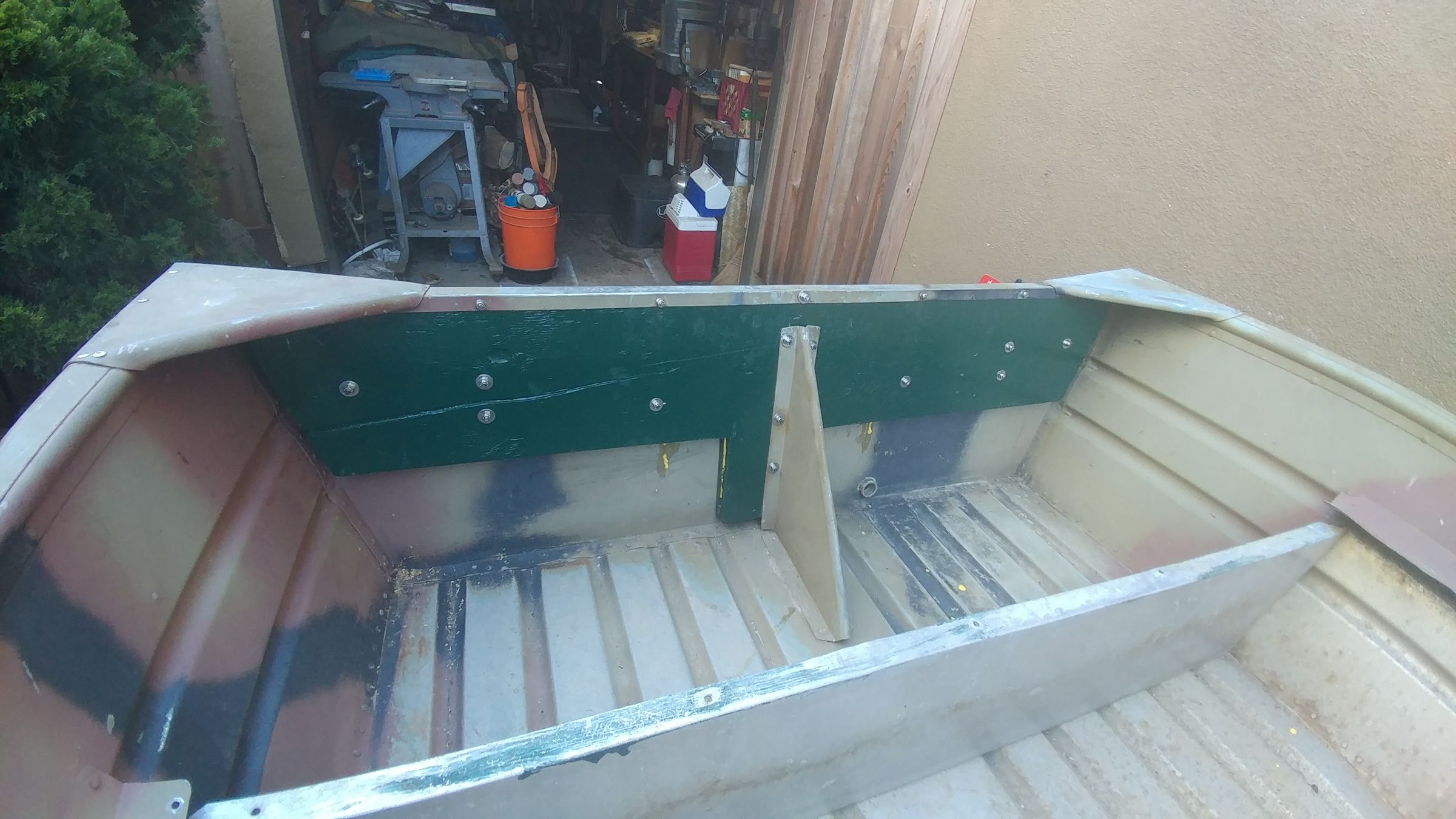 Aluminum Boat Restoration : 9 Steps (with Pictures) - Instructables