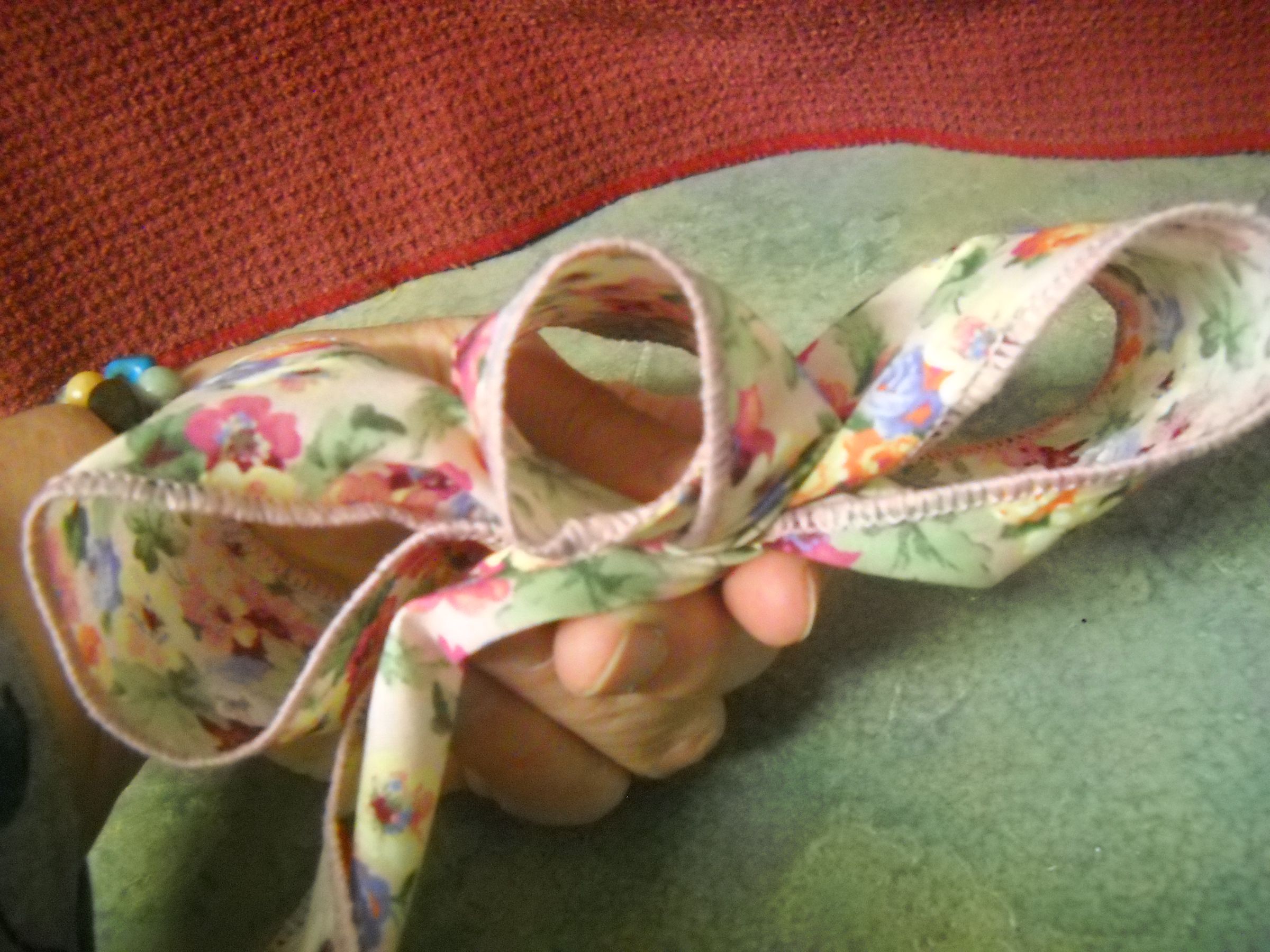How to Tie a Florist Bow : 12 Steps (with Pictures) - Instructables