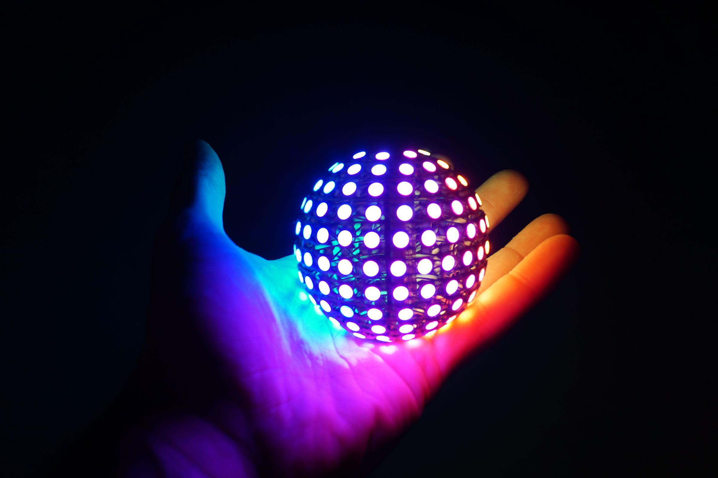 Freeform LED Sphere : 12 Steps (with Pictures) - Instructables