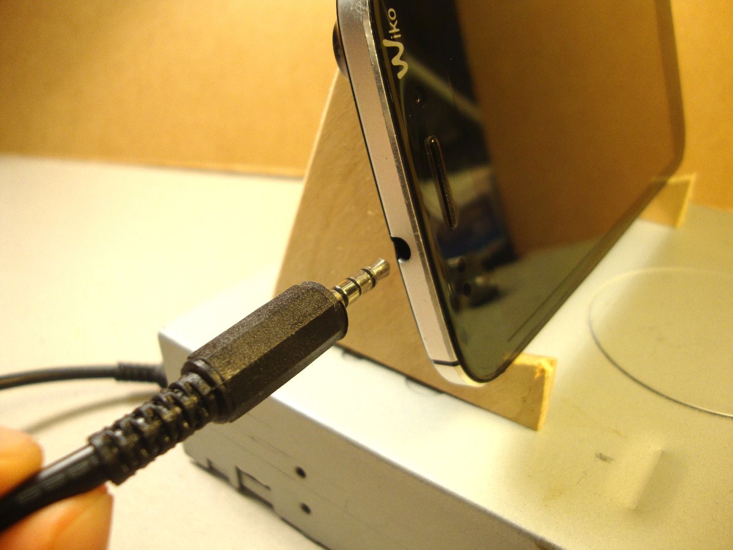 OscilloPhone: Use Your Smartphone As an Oscilloscope / Signal Generator ...