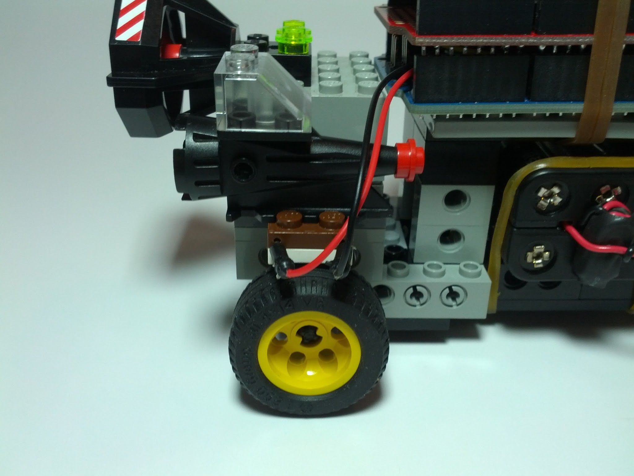 Lego Technic Car With Arduino + XBee Wireless Control : 6 Steps (with ...