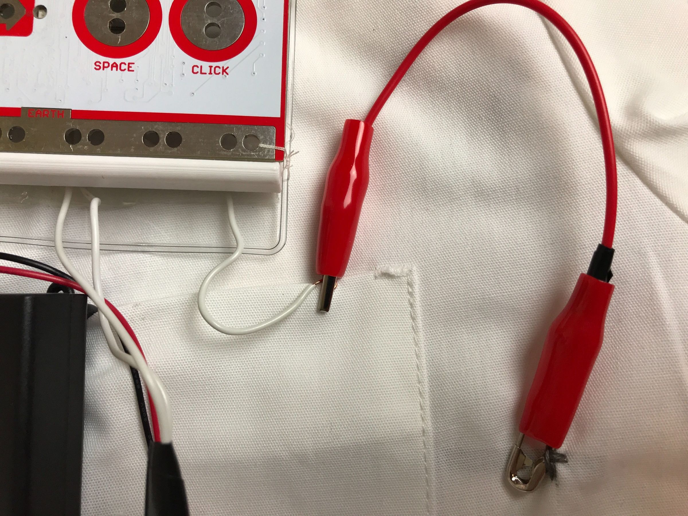 "Is It Conductive?" Makey Makey Experiment : 6 Steps (with Pictures ...