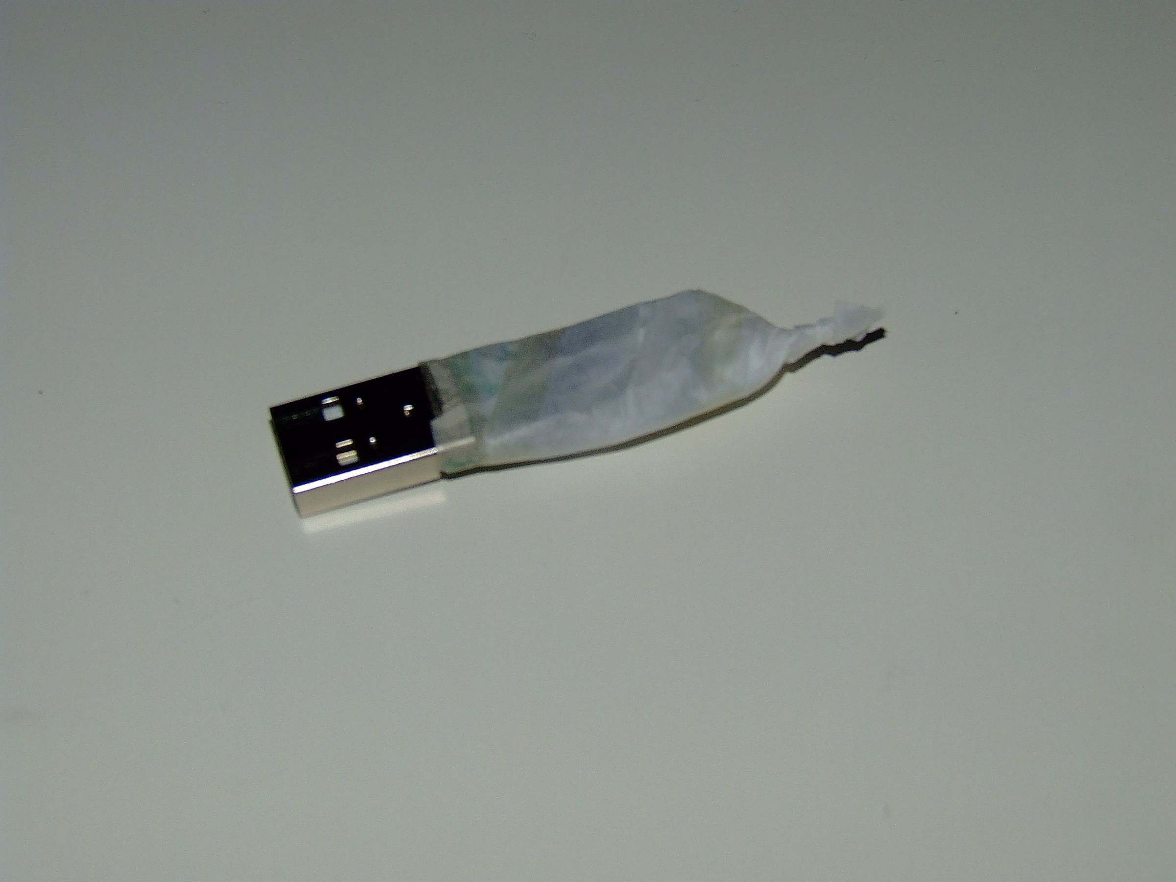 Many Flash Drive Casings, Some Are Worth a Look - Instructables