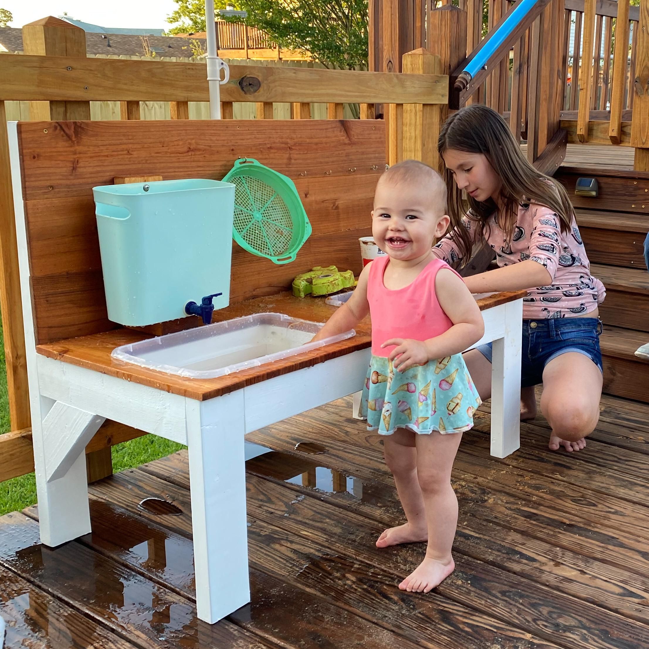 Outdoor Sand and Water Play Table : 24 Steps (with Pictures ...