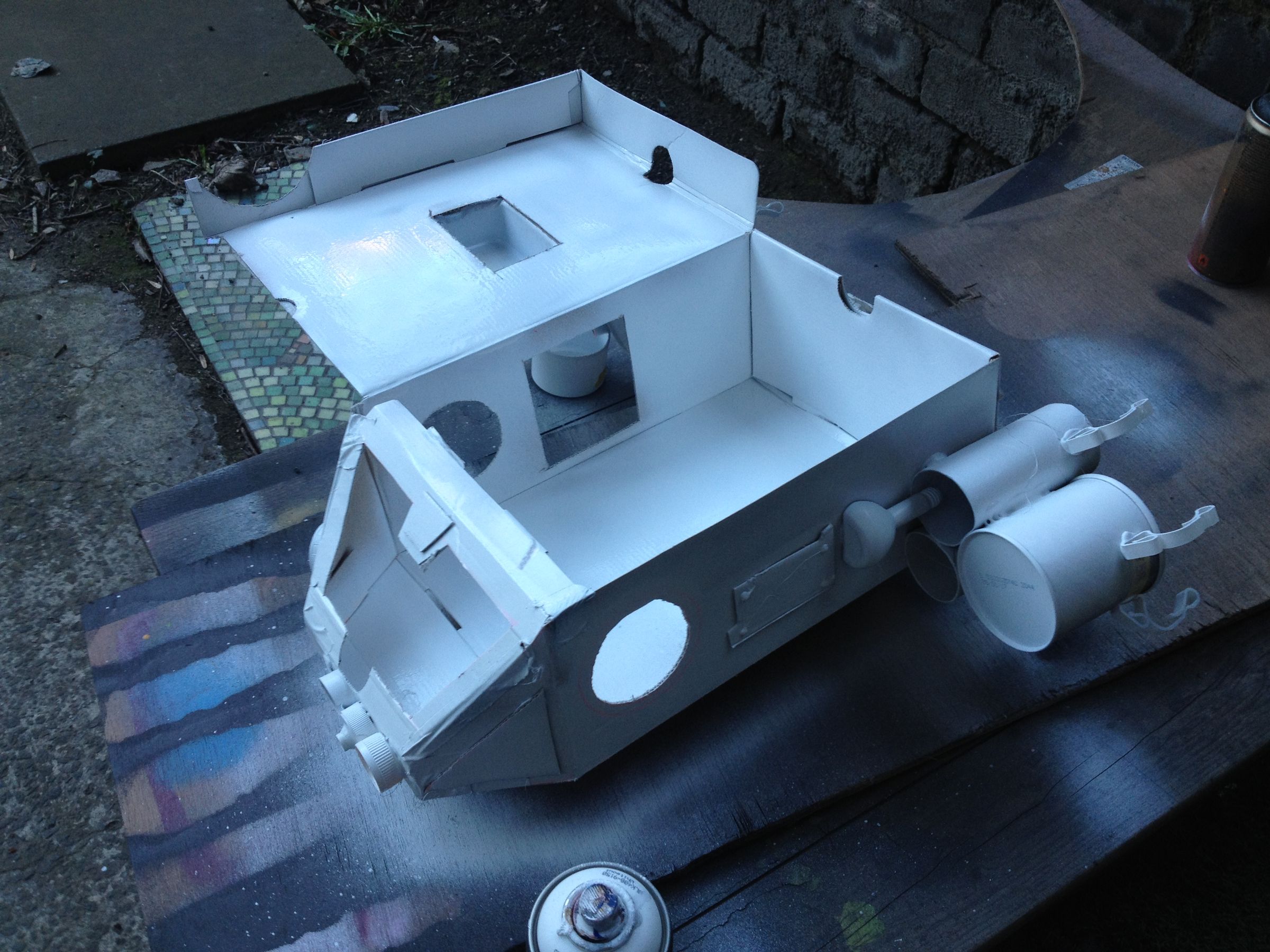Shoe Box Spaceship : 9 Steps (with Pictures) - Instructables