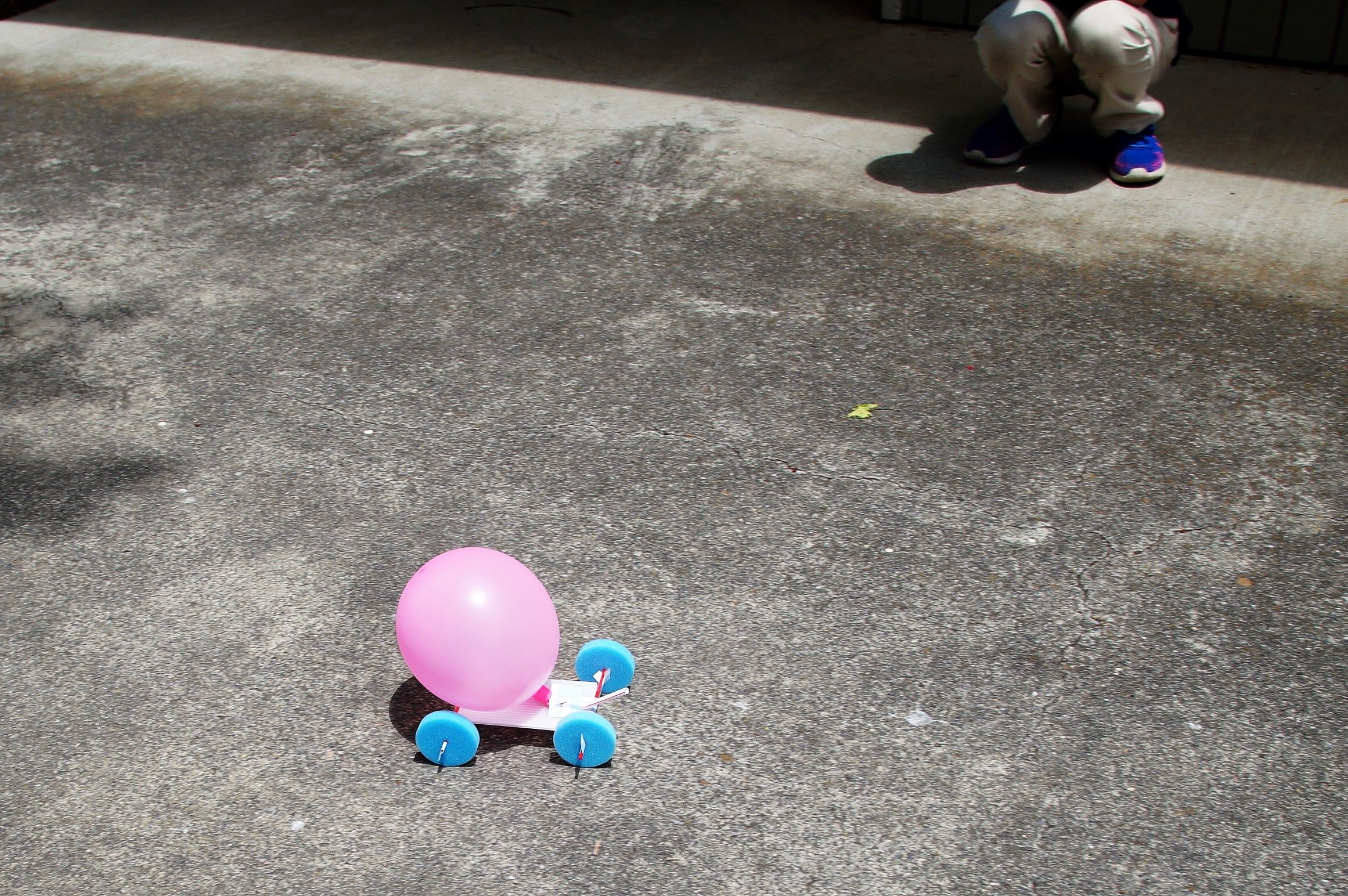 Balloon Rocket Cars : 9 Steps (with Pictures) - Instructables
